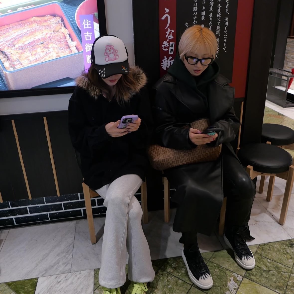 산다라박님의 팔라스 비비안웨스트우드캡 | KREAM