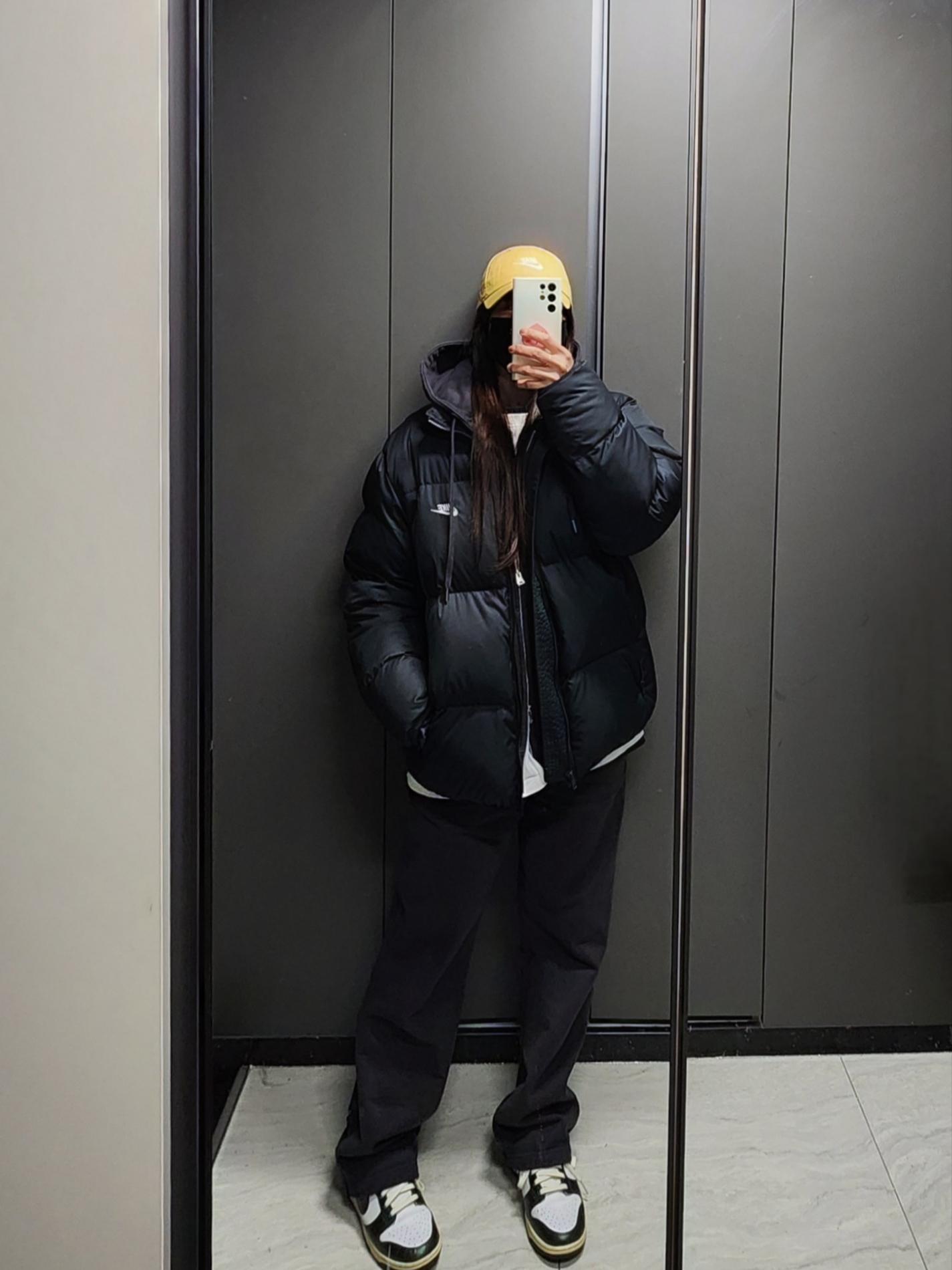 (@dong2yi) 님의 게시물 | KREAM