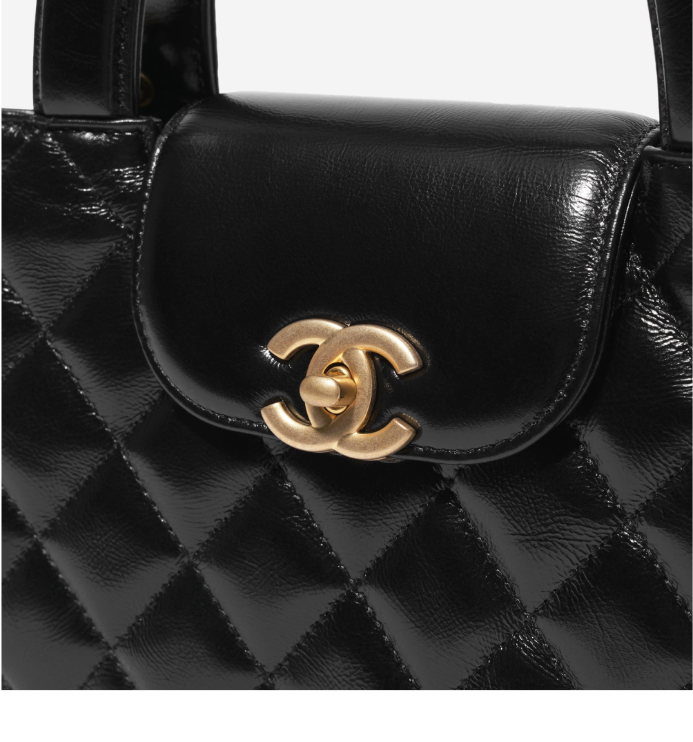 샤넬 미니 쇼핑백 샤이니 빈티지 카프스킨 & 골드 메탈 블랙 | Chanel | KREAM