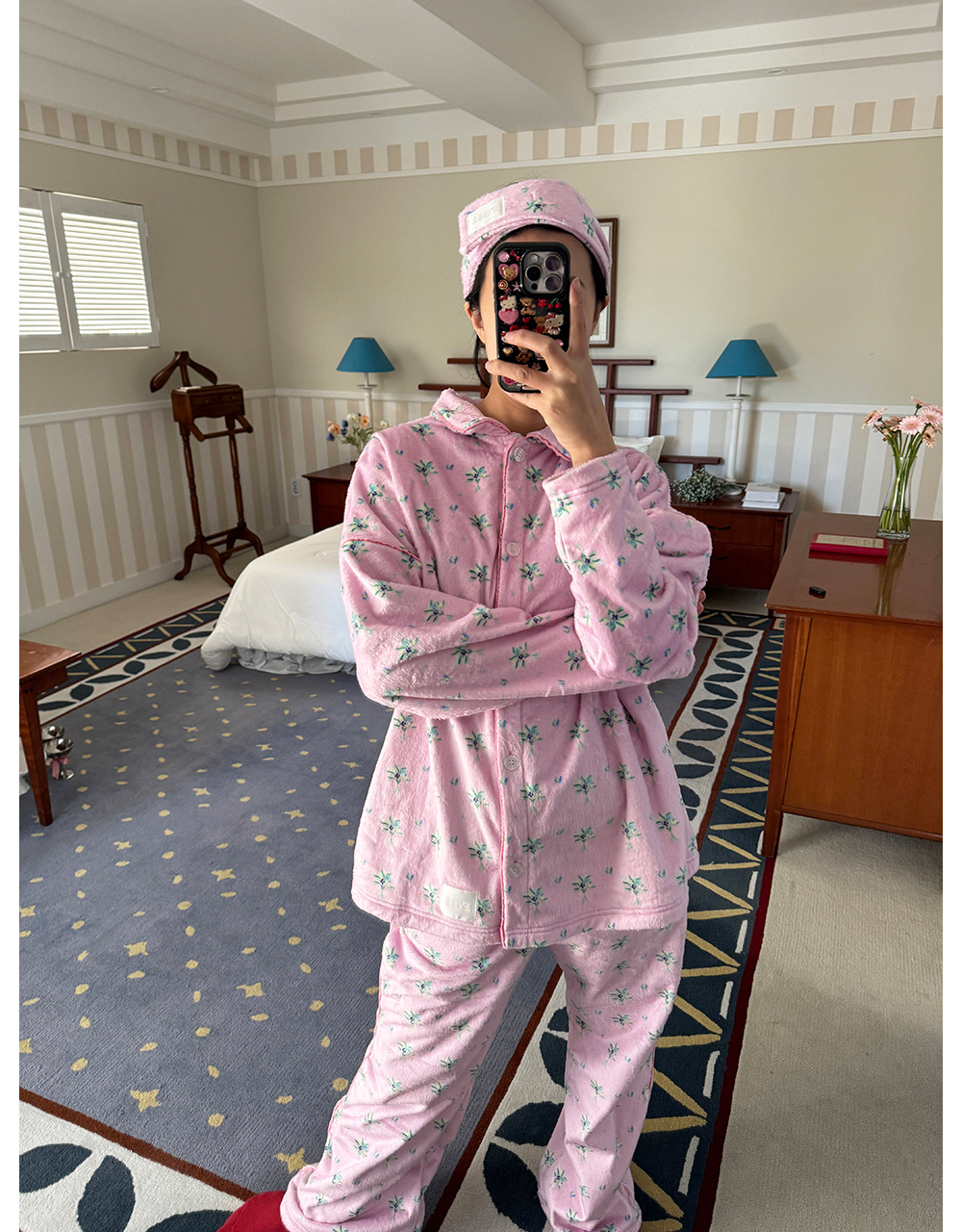 폴리 우먼 플러피 파자마 세트 플라워 | Foli | KREAM