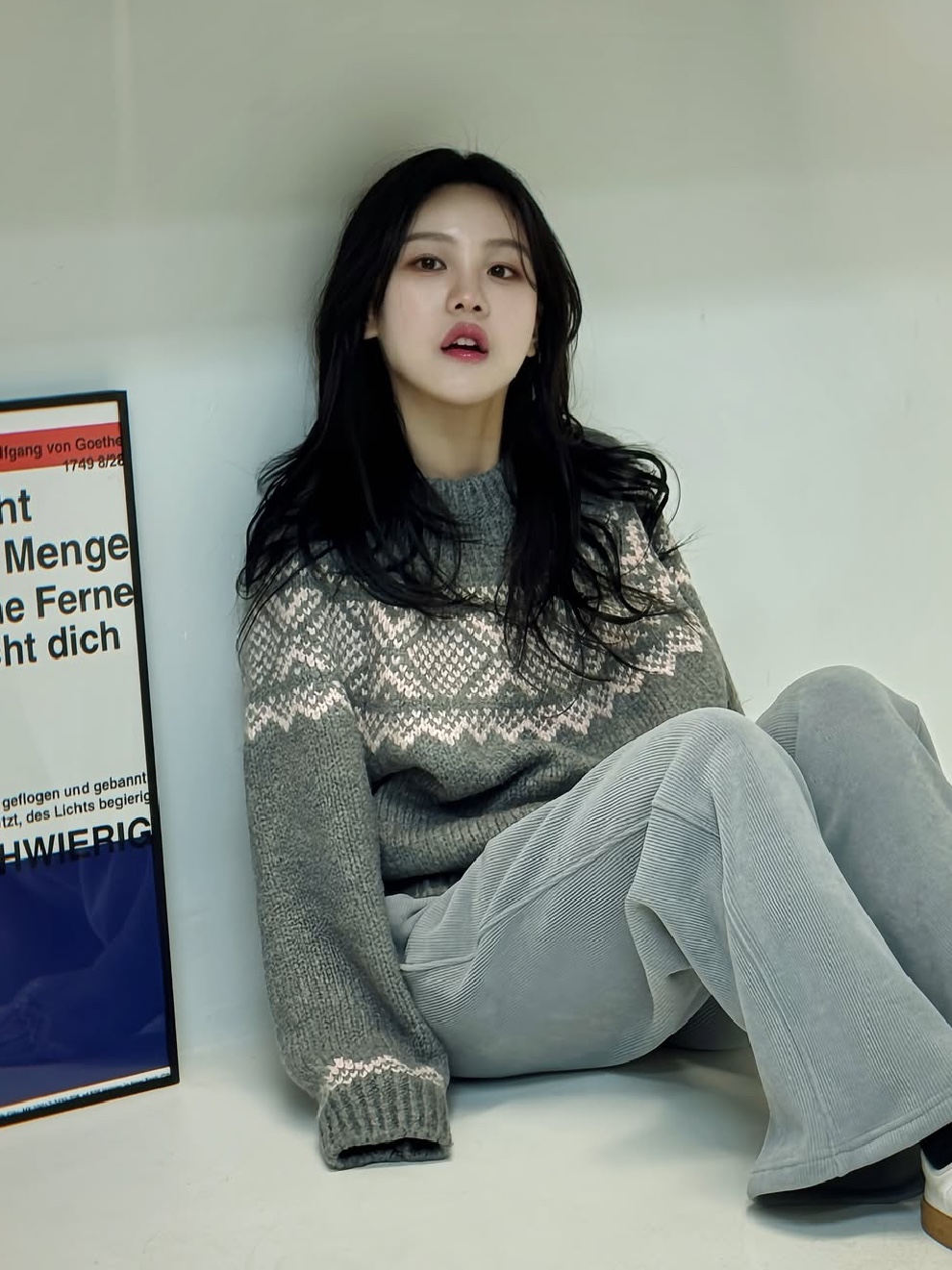 hiphop_moment (@hiphop_moment) 님의 게시물 | KREAM