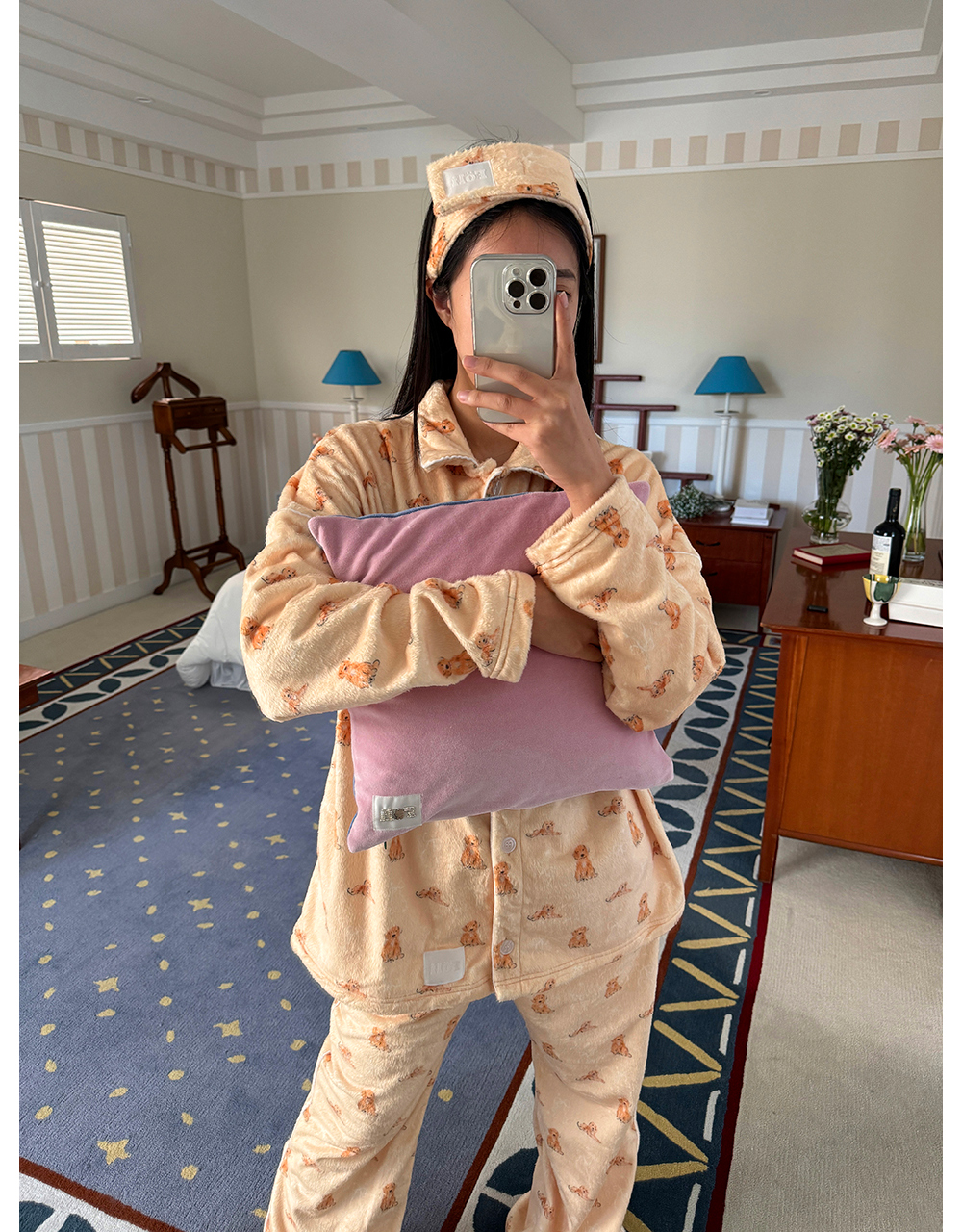 폴리 우먼 플러피 파자마 세트 도그 | Foli | KREAM