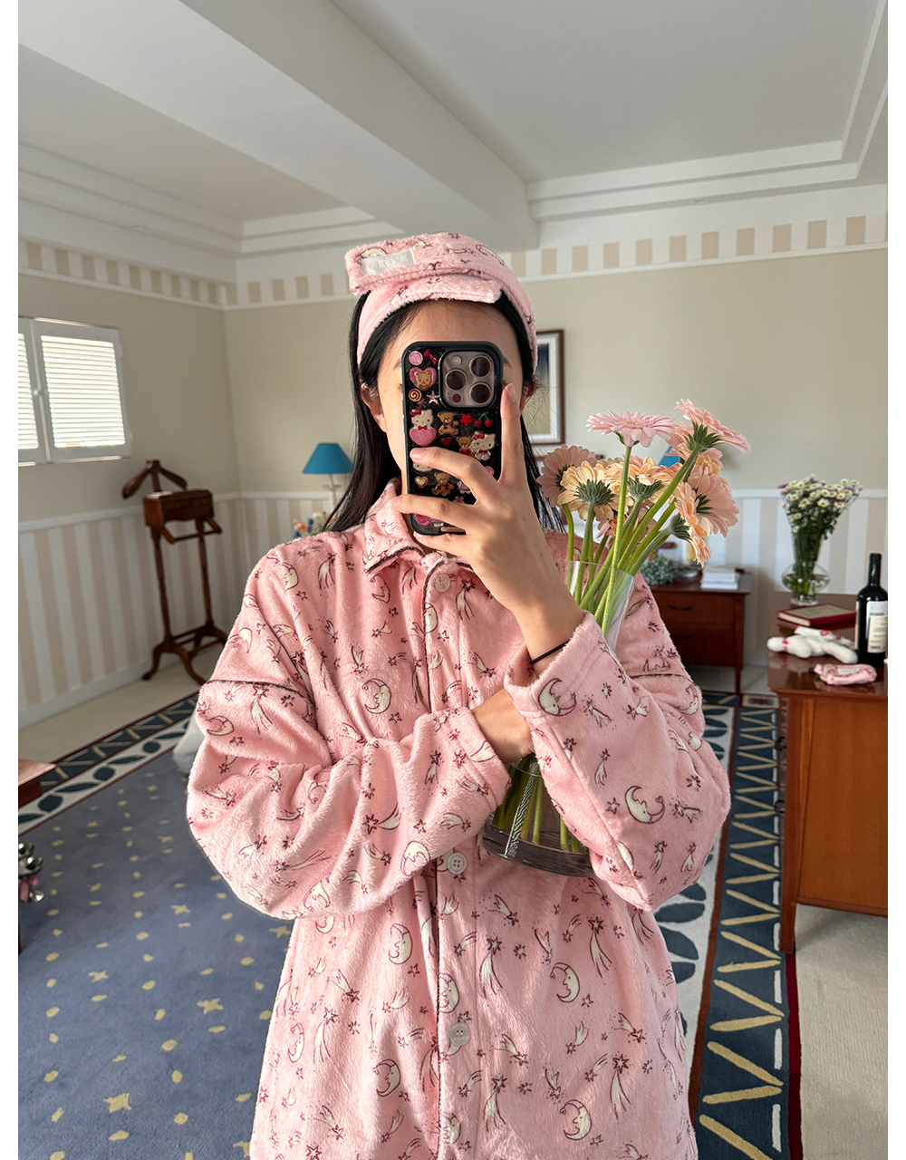 폴리 우먼 플러피 파자마 세트 스타 | Foli | KREAM