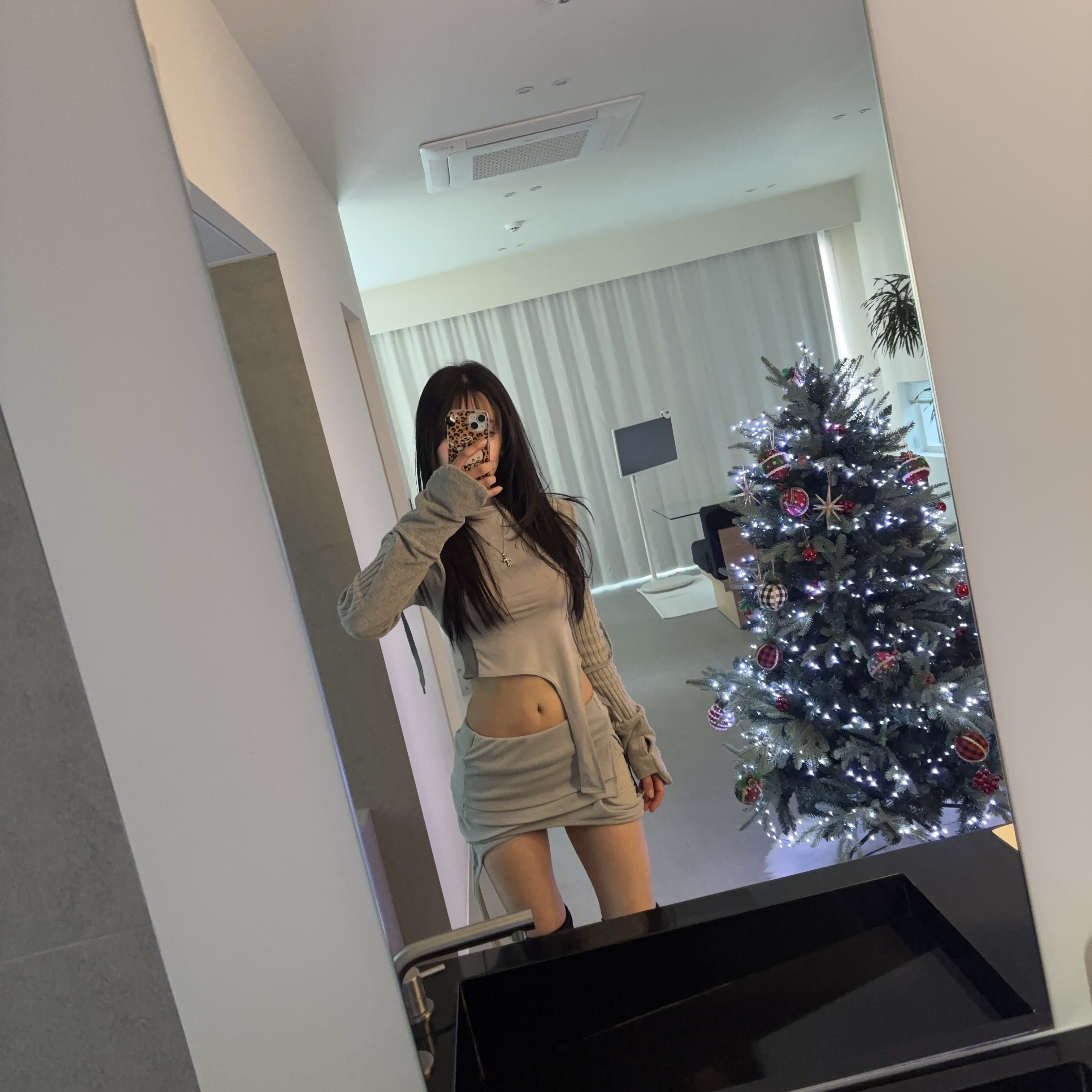 insta - 0seung.hee | KREAM