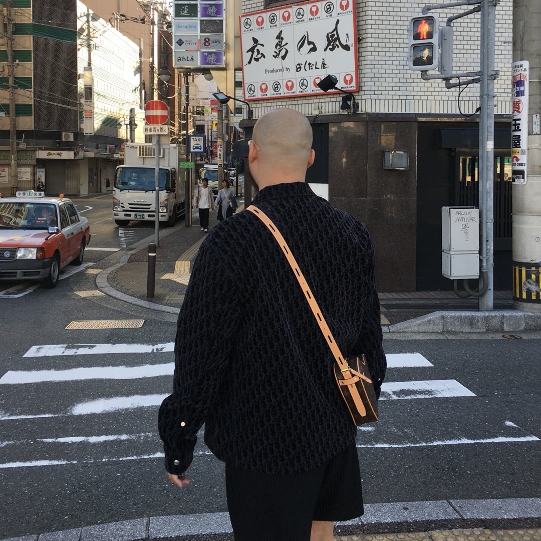 김종훈 (@1103.xx) 님의 게시물 | KREAM