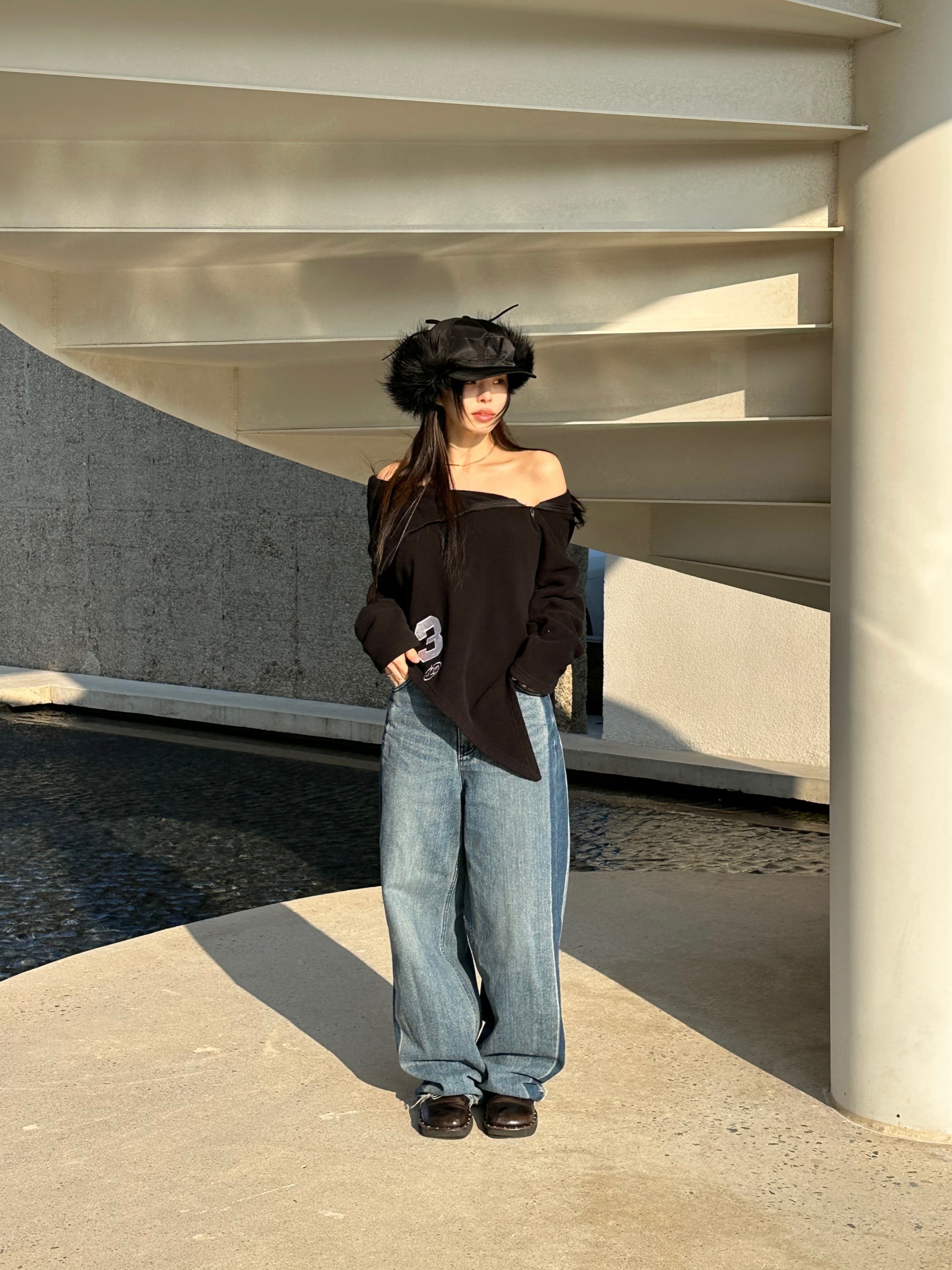 (@hugme_04) 님의 게시물 | KREAM