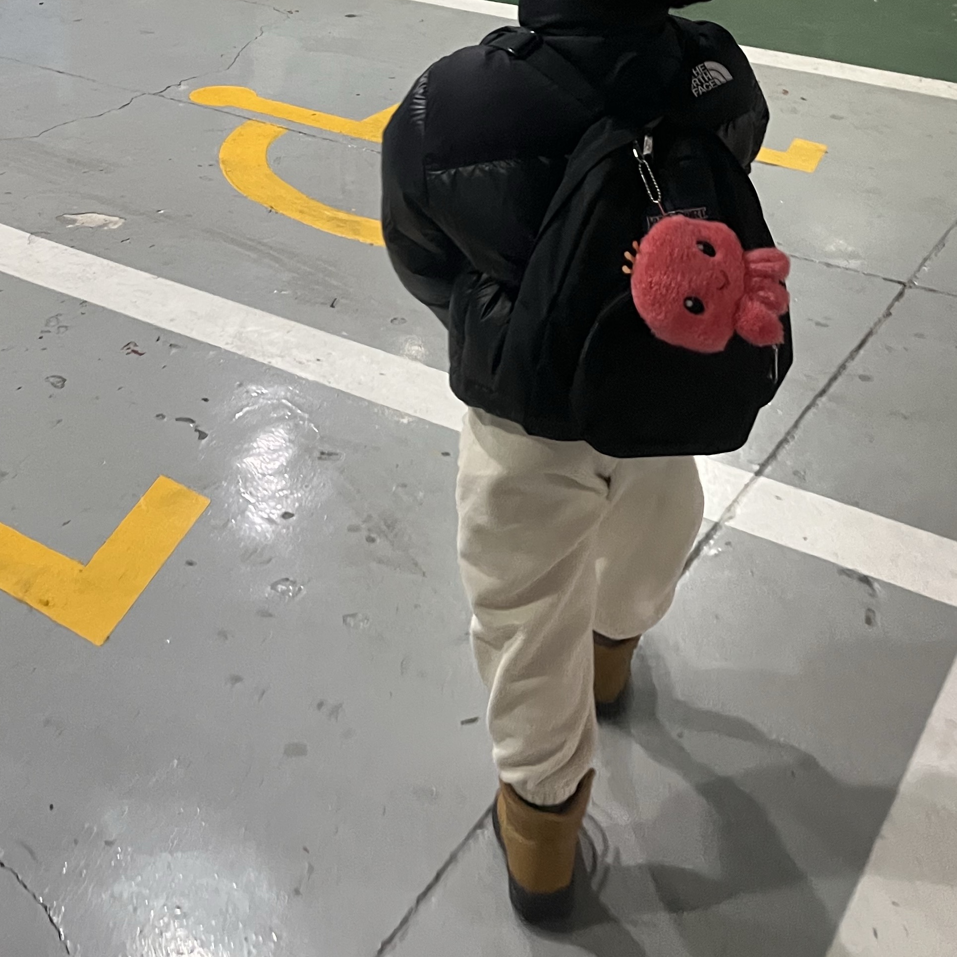 (@ya_ni) 님의 게시물 | KREAM