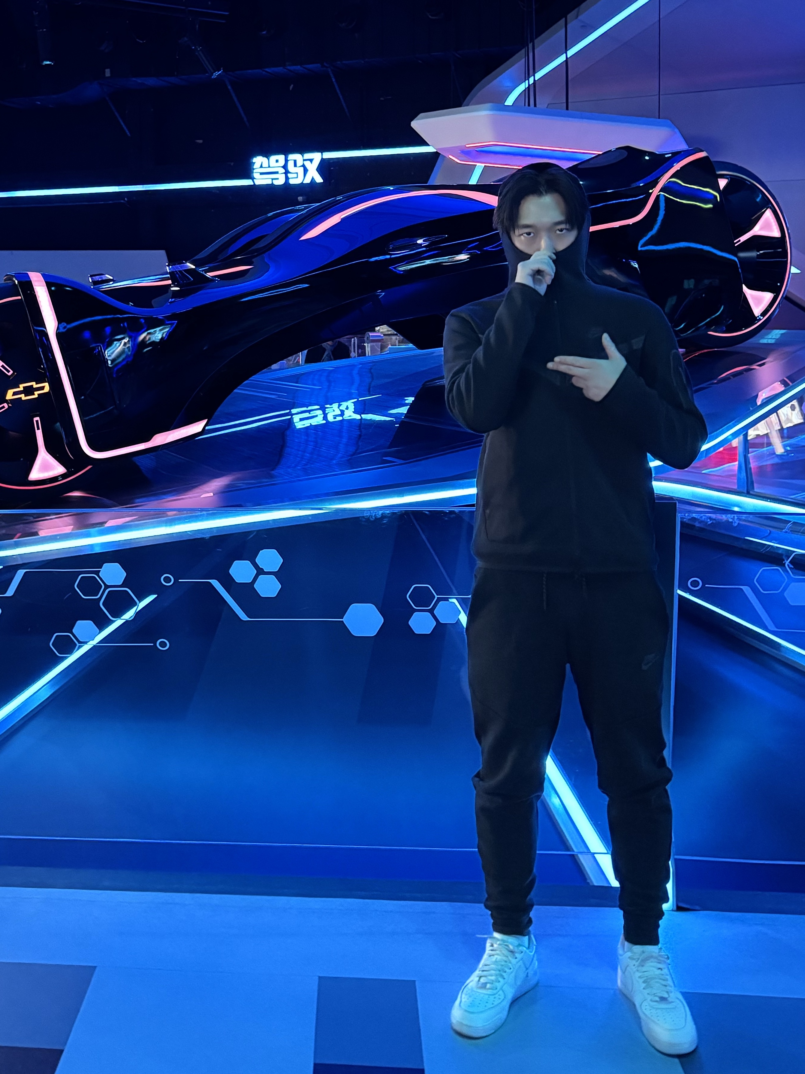 lucky (@wtw_ya) 님의 게시물 | KREAM