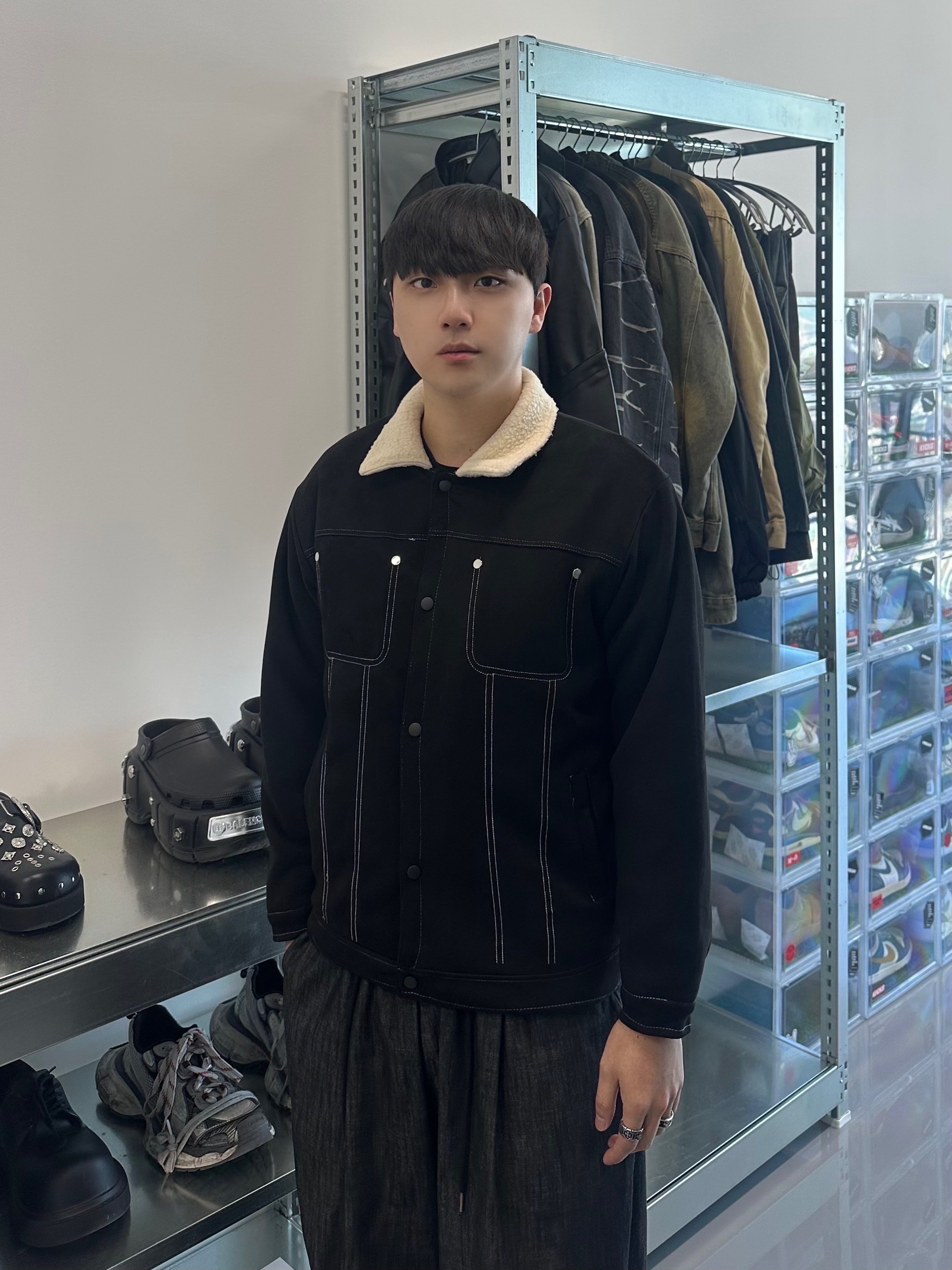 Backseop 🖤 | KREAM