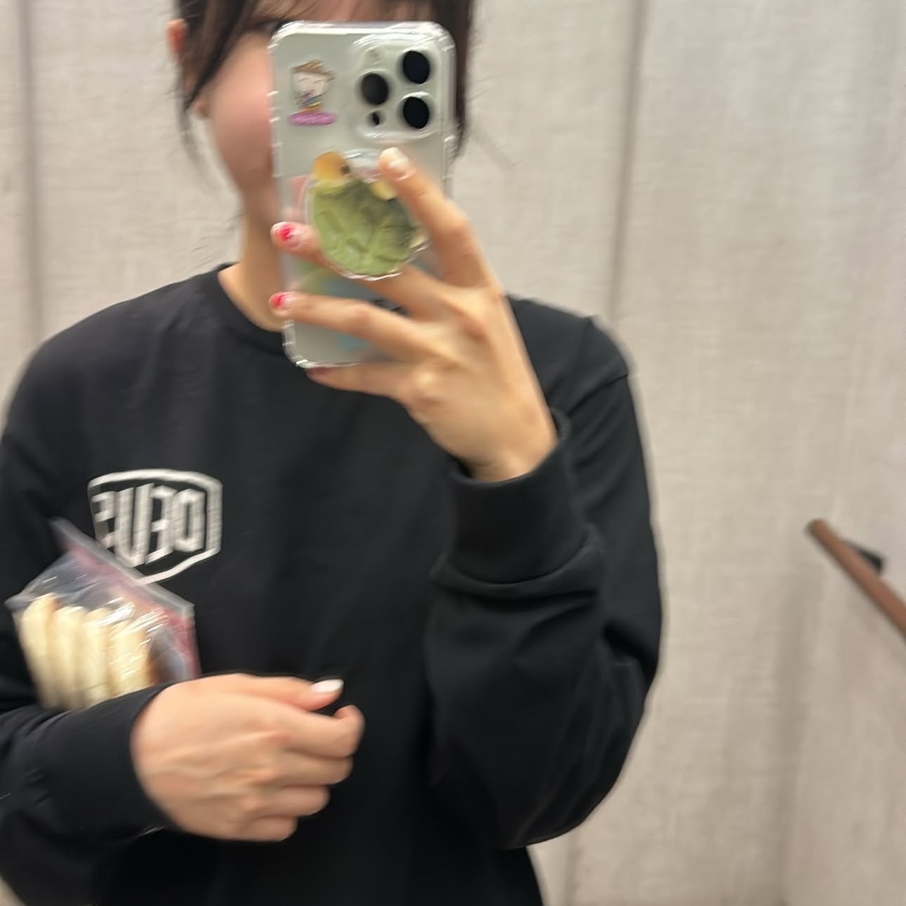 수방 (@s_ooooob) 님의 게시물 | KREAM