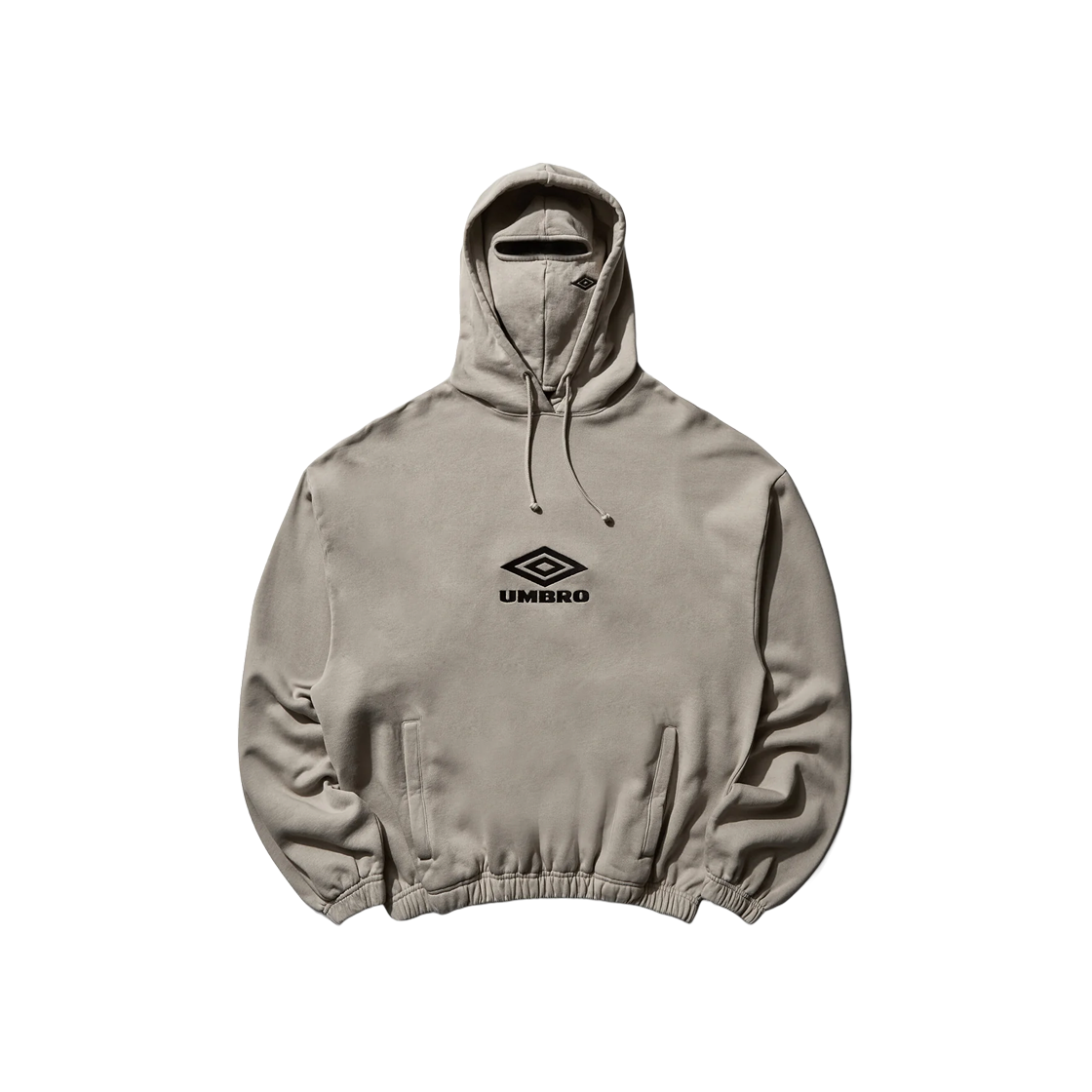 엄브로 x 슬램잼 로고 마스크 후드 토프 | Umbro | KREAM