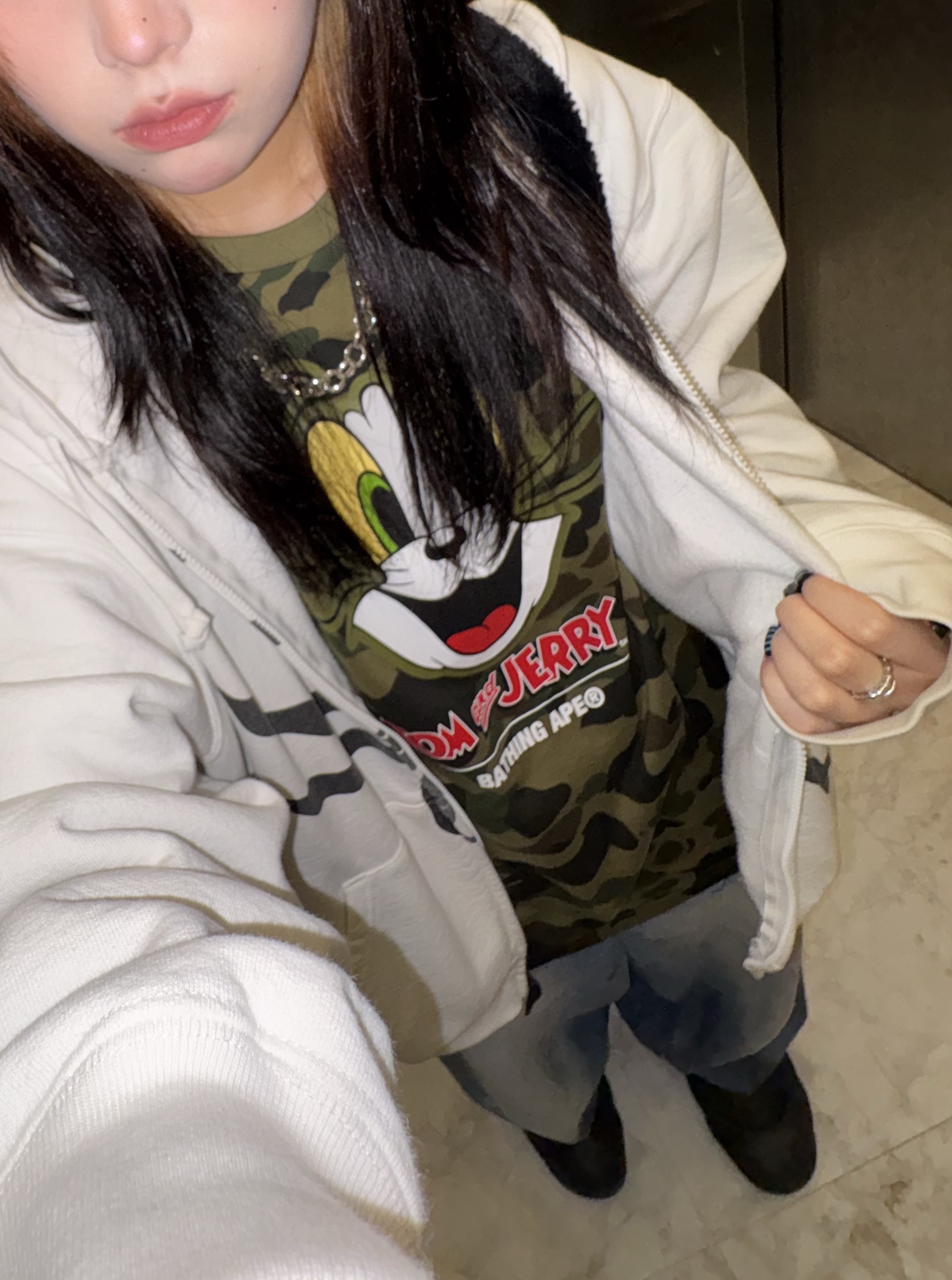 냥 (@ponyooo) 님의 게시물 | KREAM