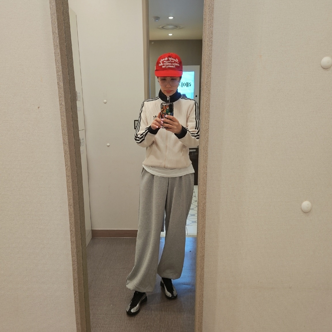 (@s.se_young) 님의 게시물 | KREAM