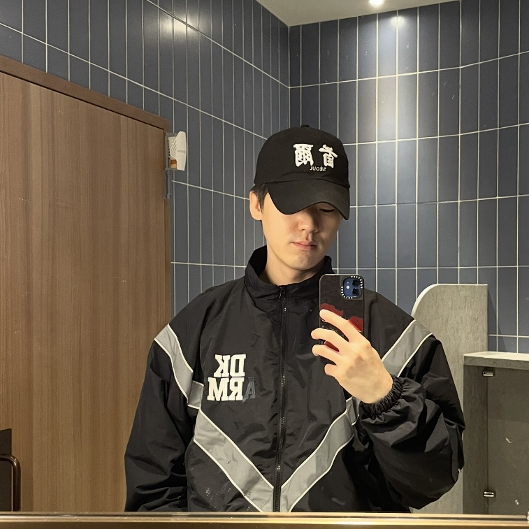 gun0495 (@dkwdyd) 님의 게시물 | KREAM