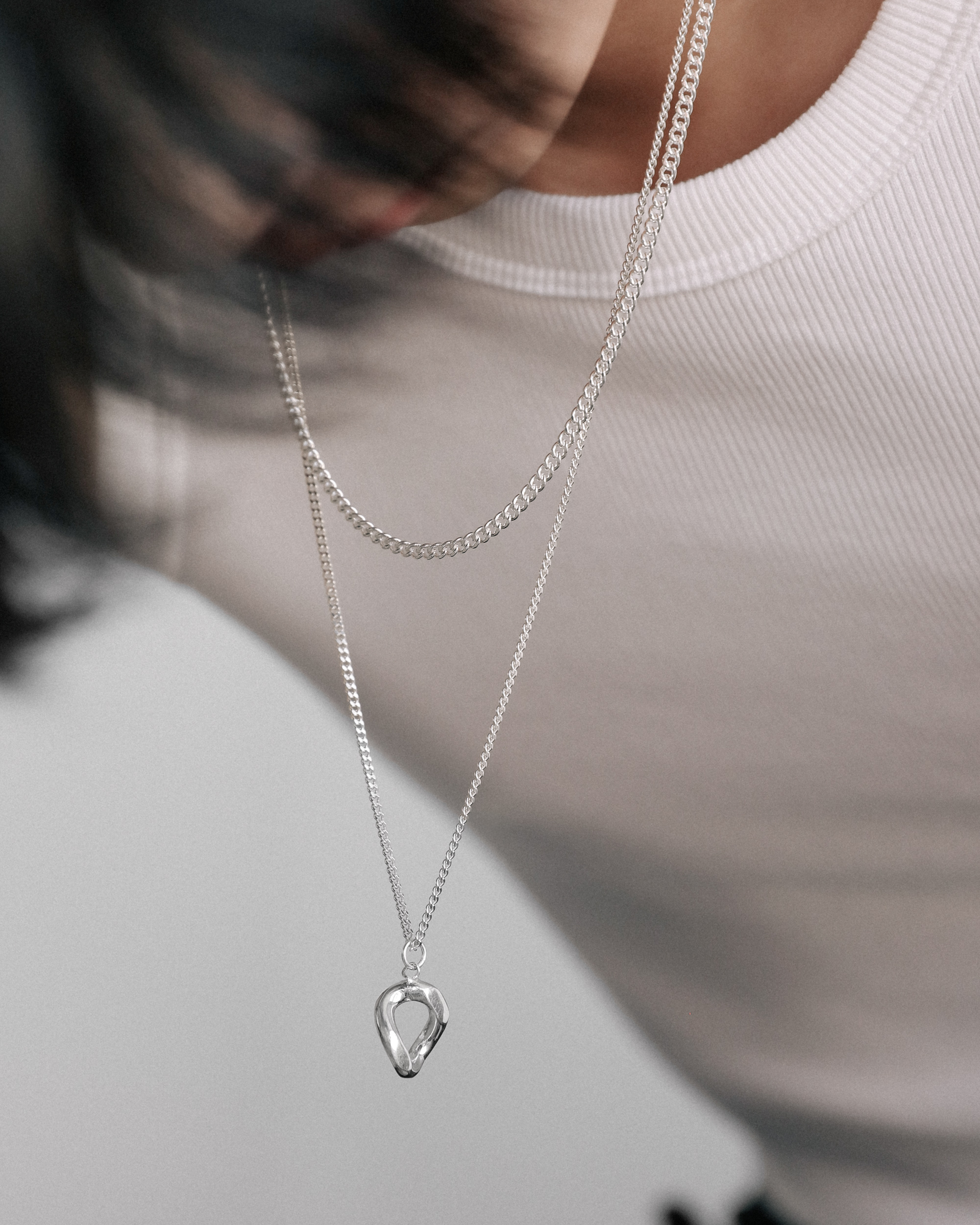 쿼르코어 단독 할인 | KREAM