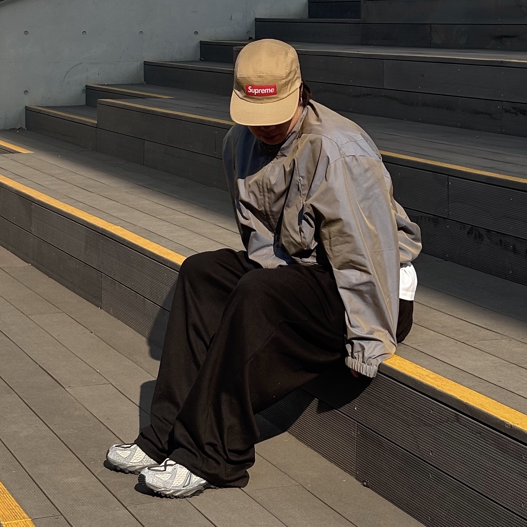 현 (@hyun._.look) 님의 게시물 | KREAM