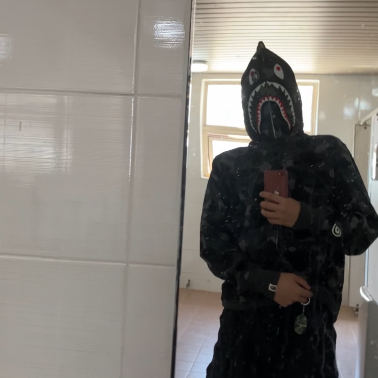 갱갱 🤟🏻🤟🏻 | KREAM