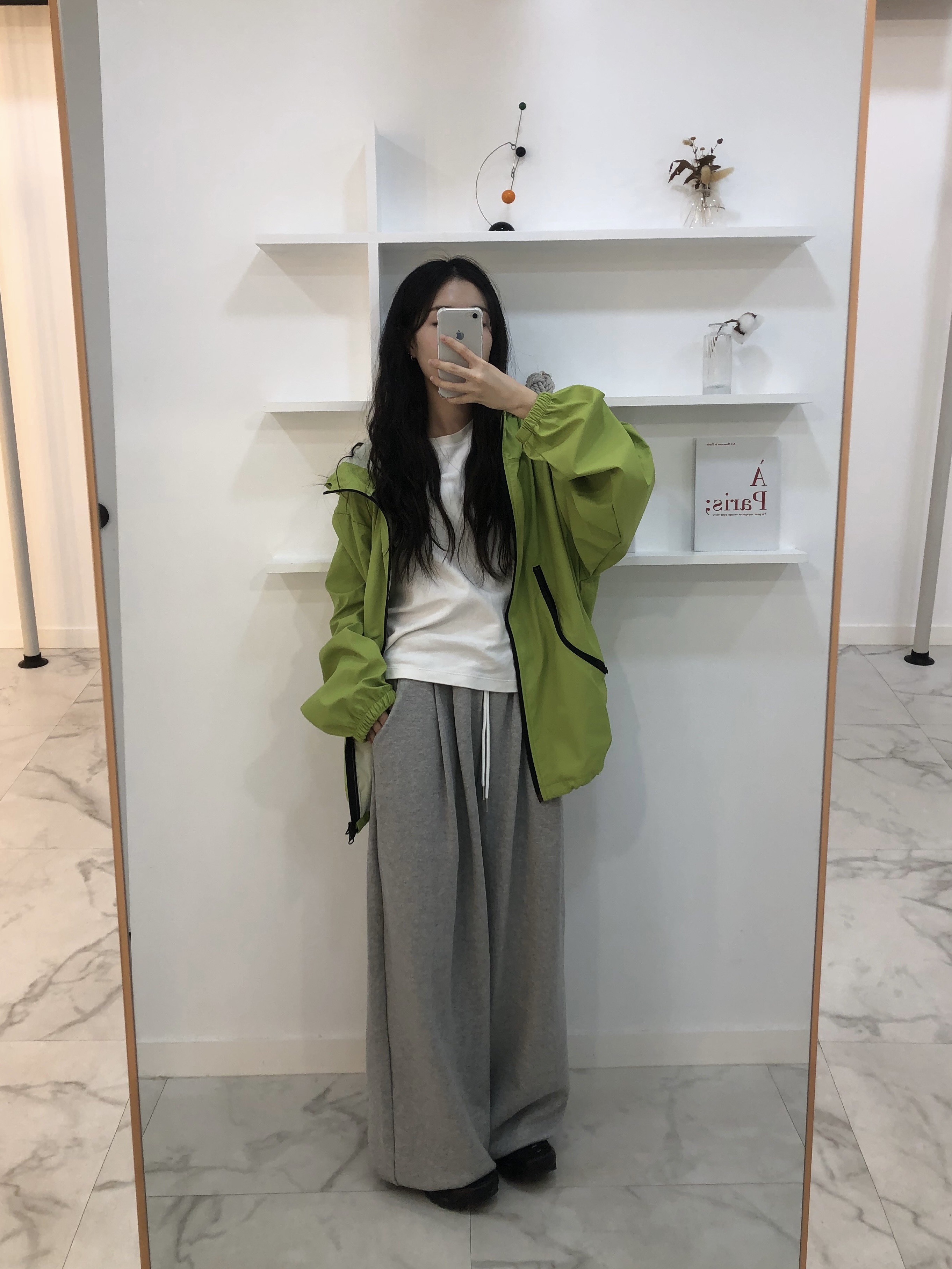 현주 (@05l15w) 님의 게시물 | KREAM