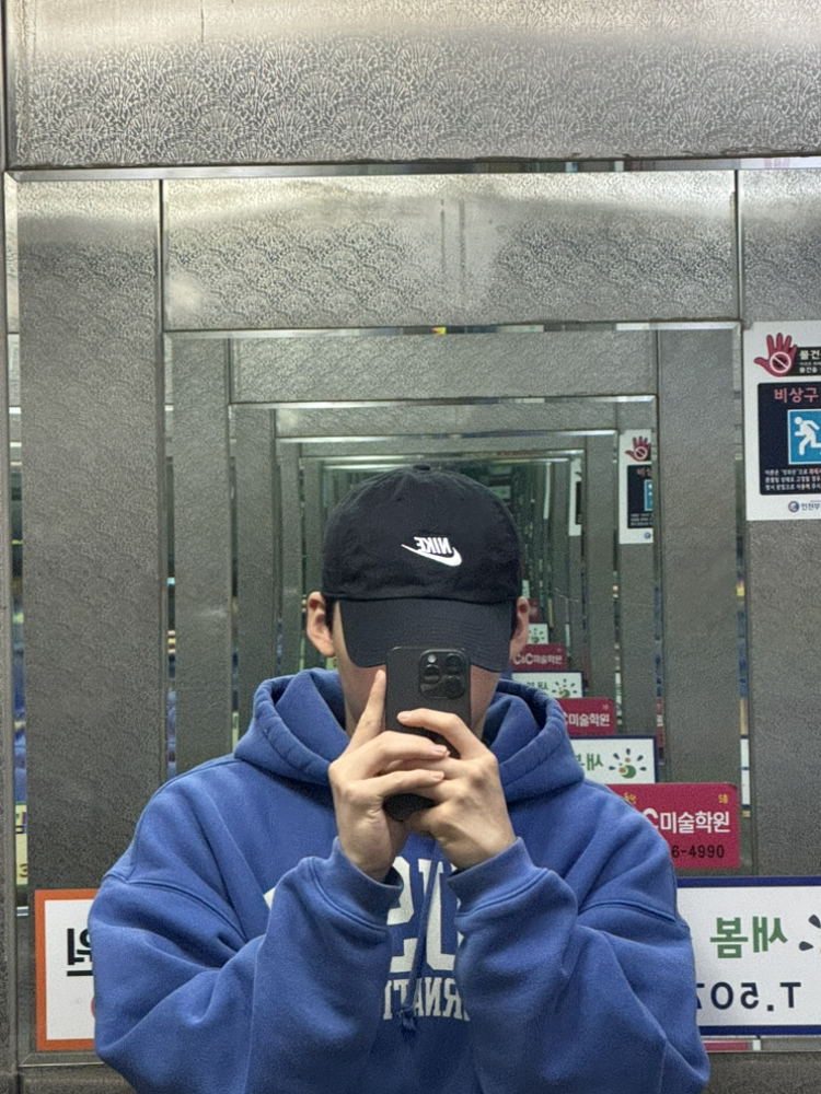 (@tech._.11) 님의 게시물 | KREAM