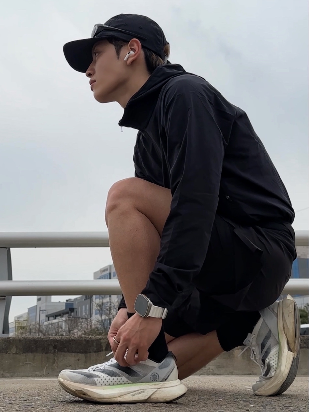 정동수 (@_dong.su) 님의 게시물 | KREAM