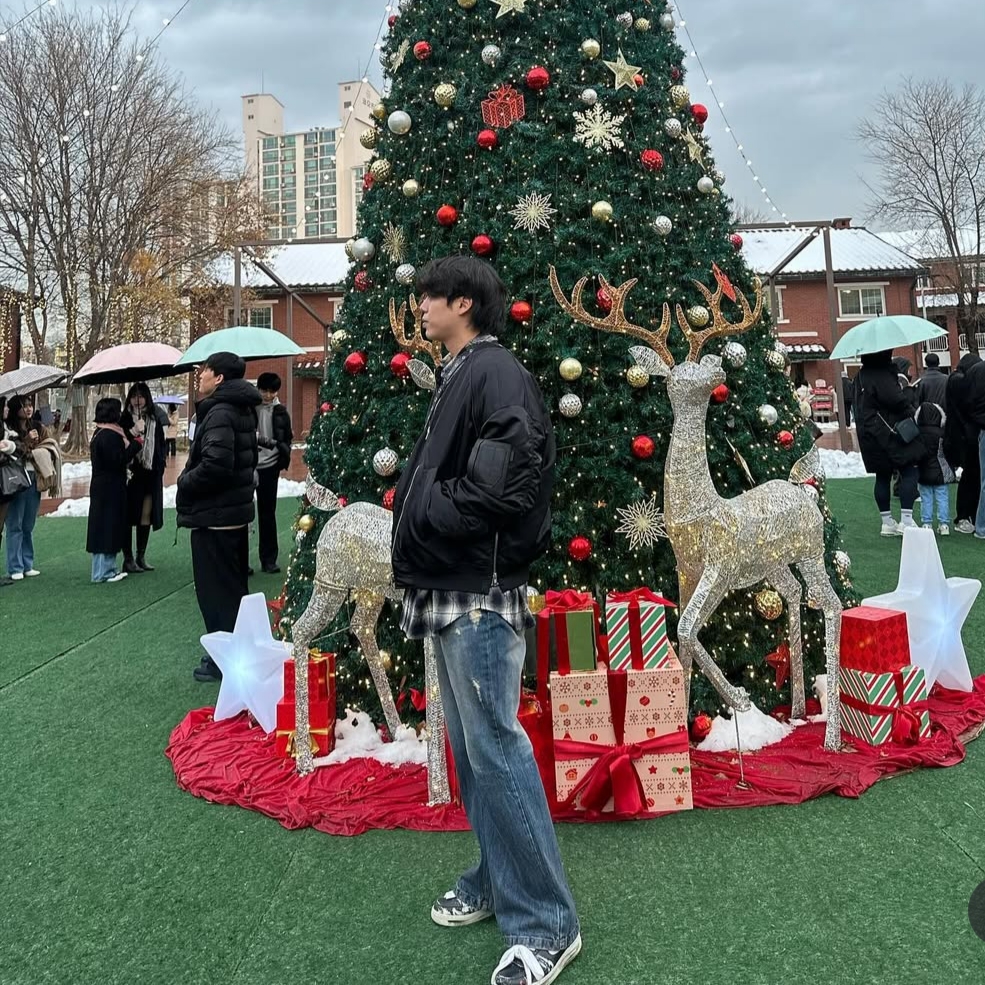 (@w134ah) 님의 게시물 | KREAM