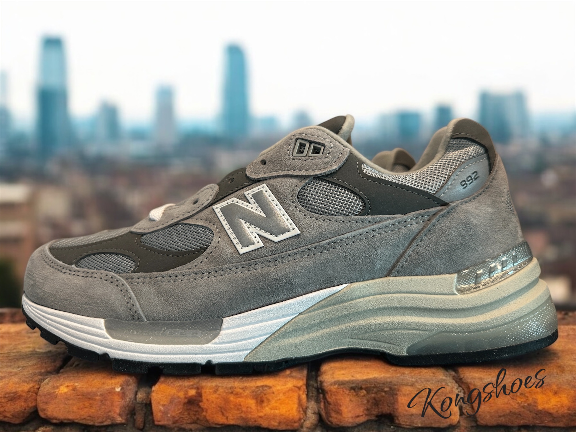 뉴발란스 992 그레이 | KREAM