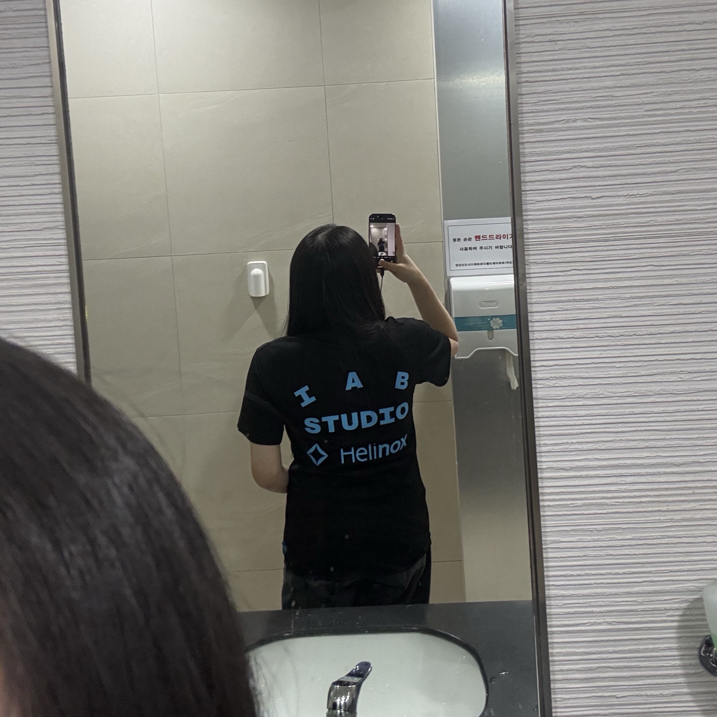 (@bacchusdust) 님의 게시물 | KREAM