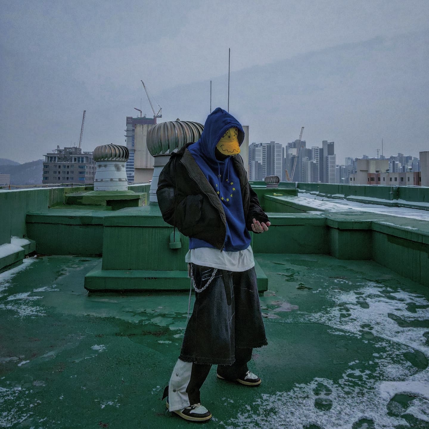 이정엽 (@vlackelmo) 님의 게시물 | KREAM