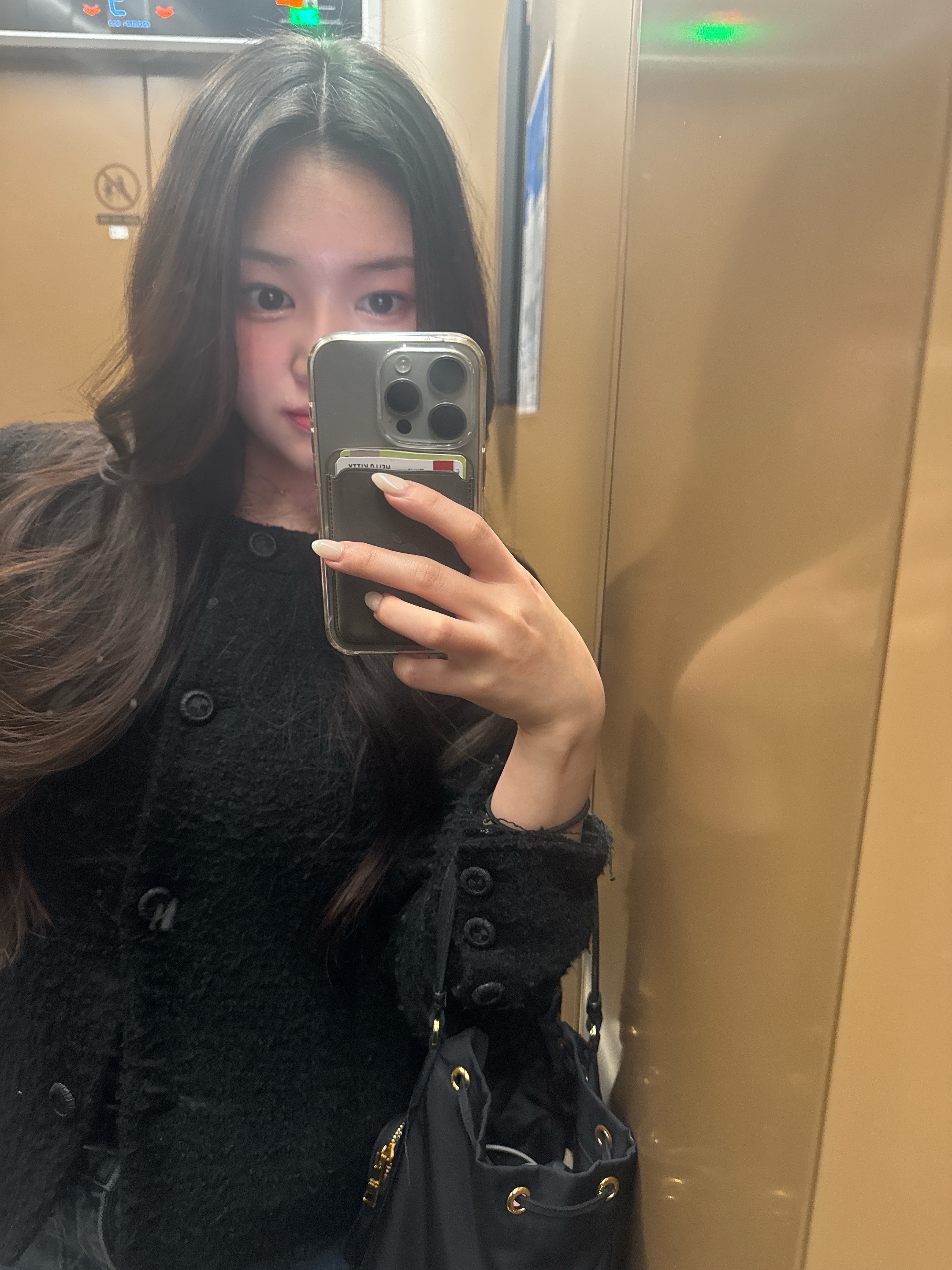 s0me2ya (@some2ya) 님의 게시물 | KREAM