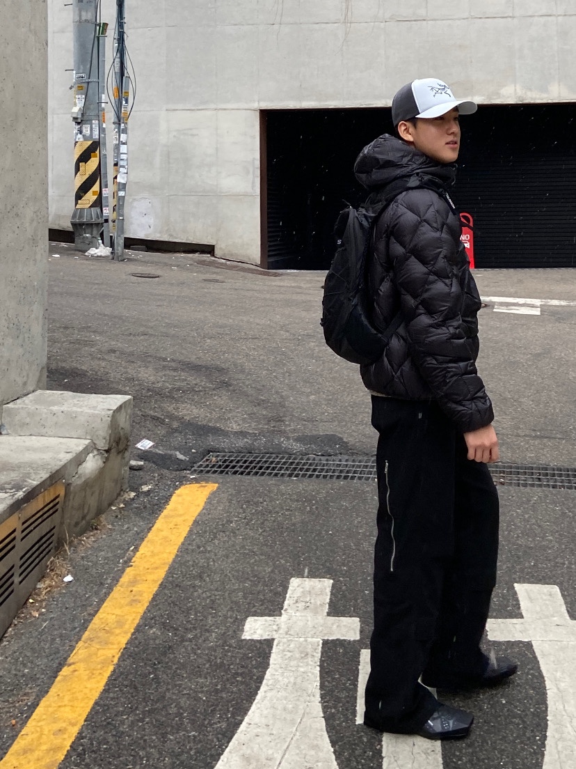 @oomnob) 님의 게시물 | KREAM