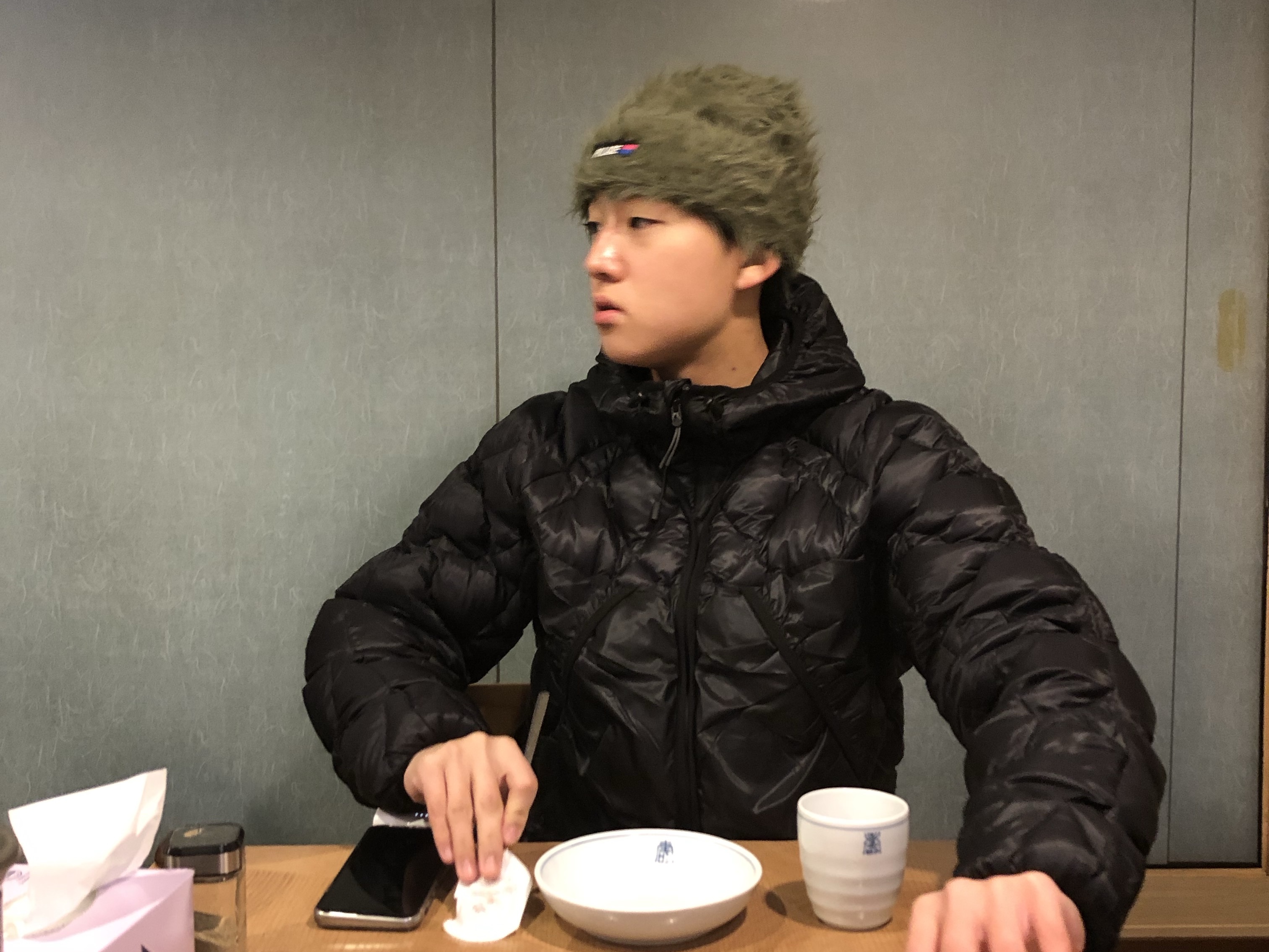 @oomnob) 님의 게시물 | KREAM