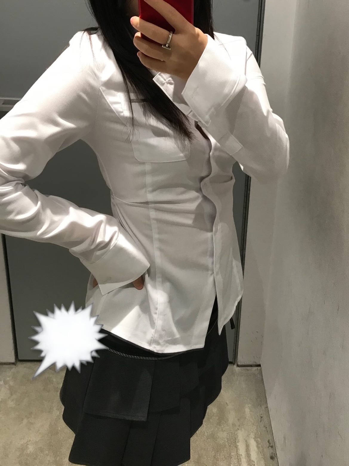 교복은 아닙니다… | KREAM