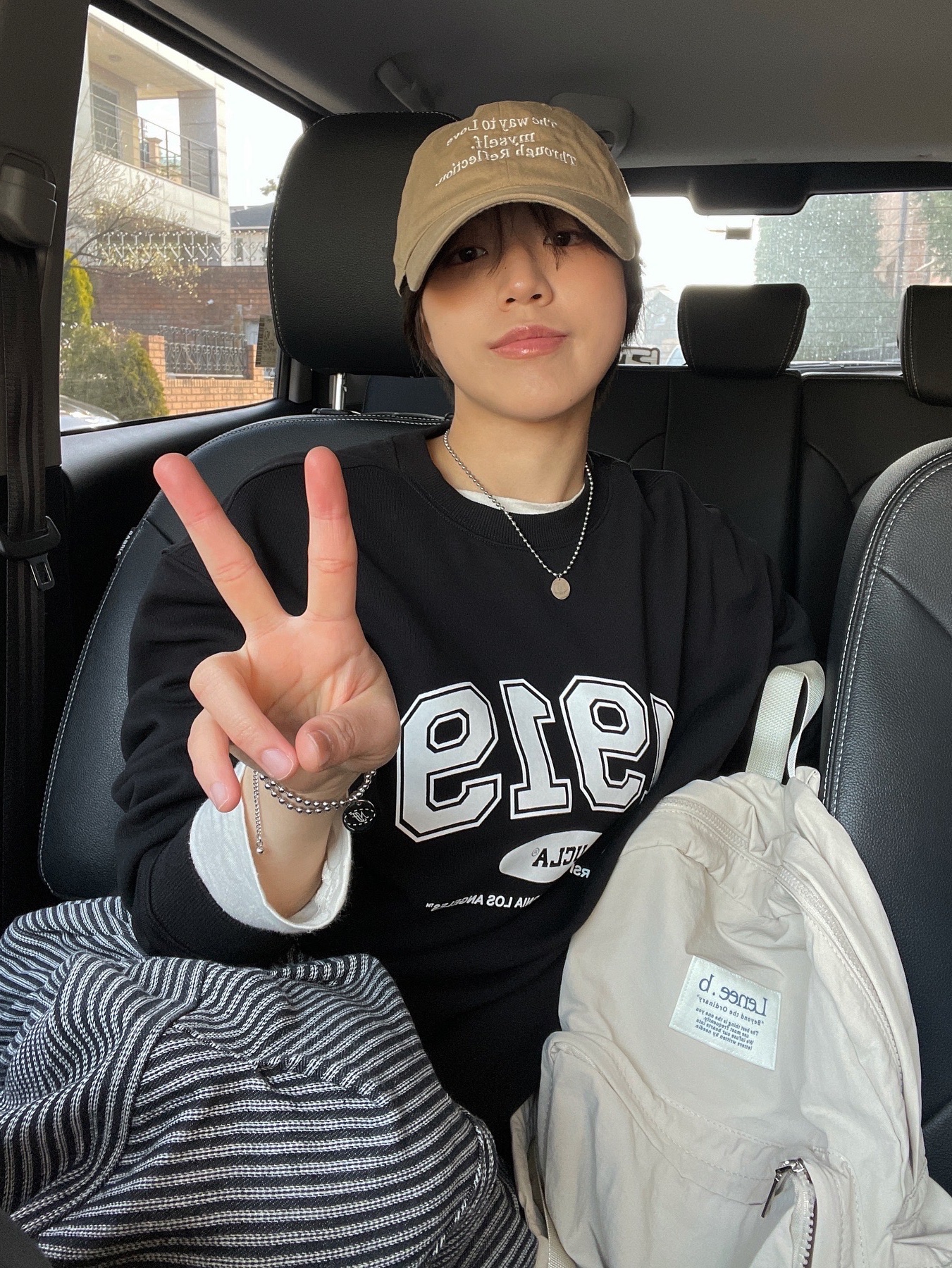 무림 (@mu._.1im) 님의 게시물 | KREAM