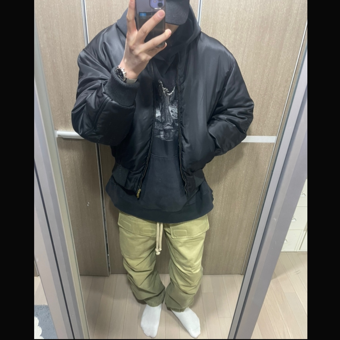 osk8805 (@tipapa) 님의 게시물 | KREAM