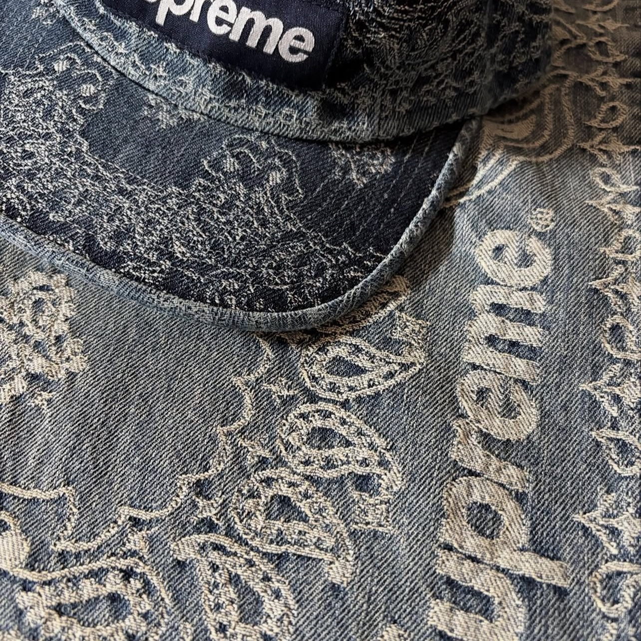 제이에스 (@m52sqz) 님의 게시물 | KREAM