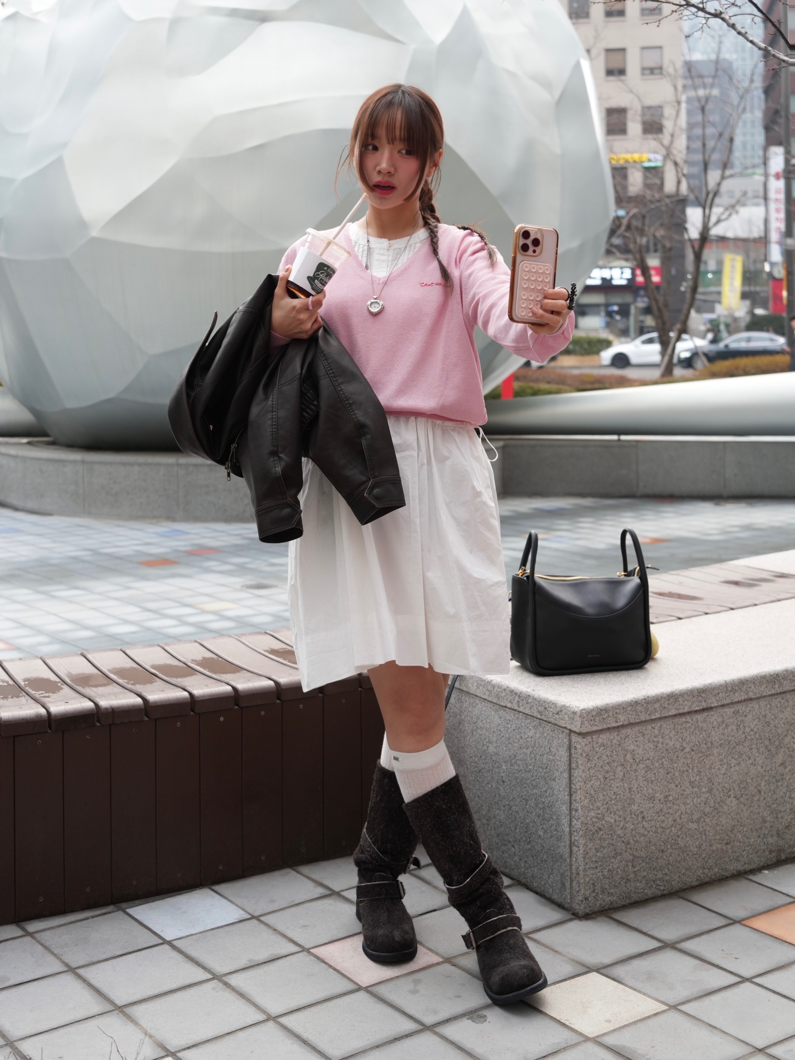 나옹 (@naongs2) 님의 게시물 | KREAM