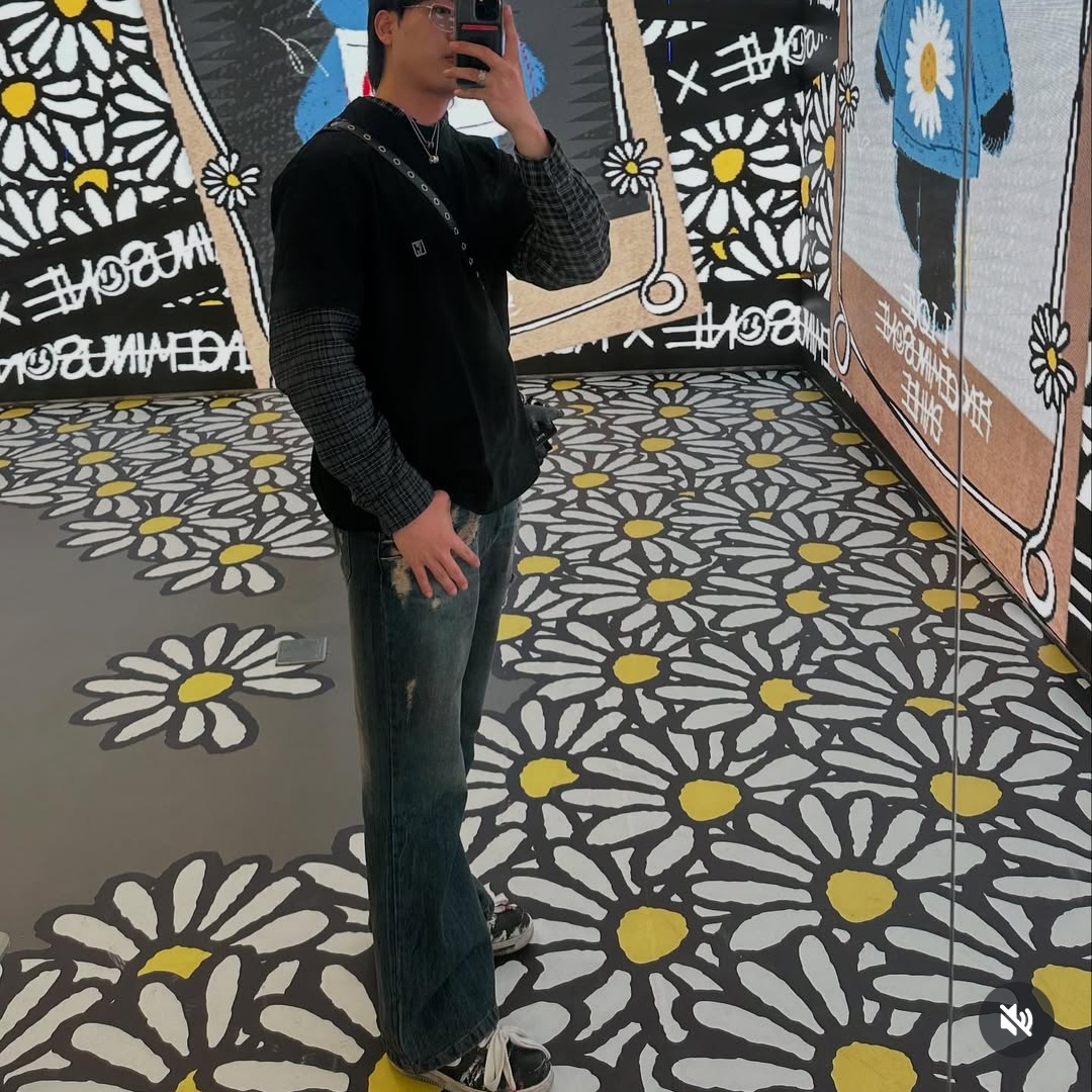 (@w134ah) 님의 게시물 | KREAM