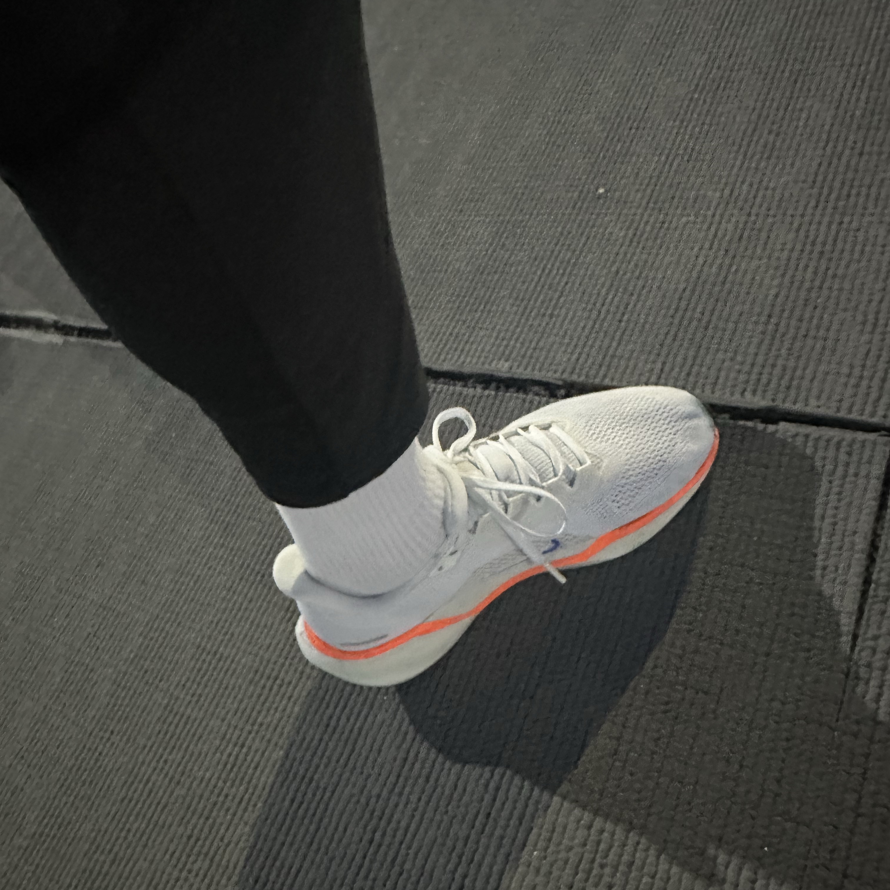 ekehfflrl (@no.7kante) 님의 게시물 | KREAM