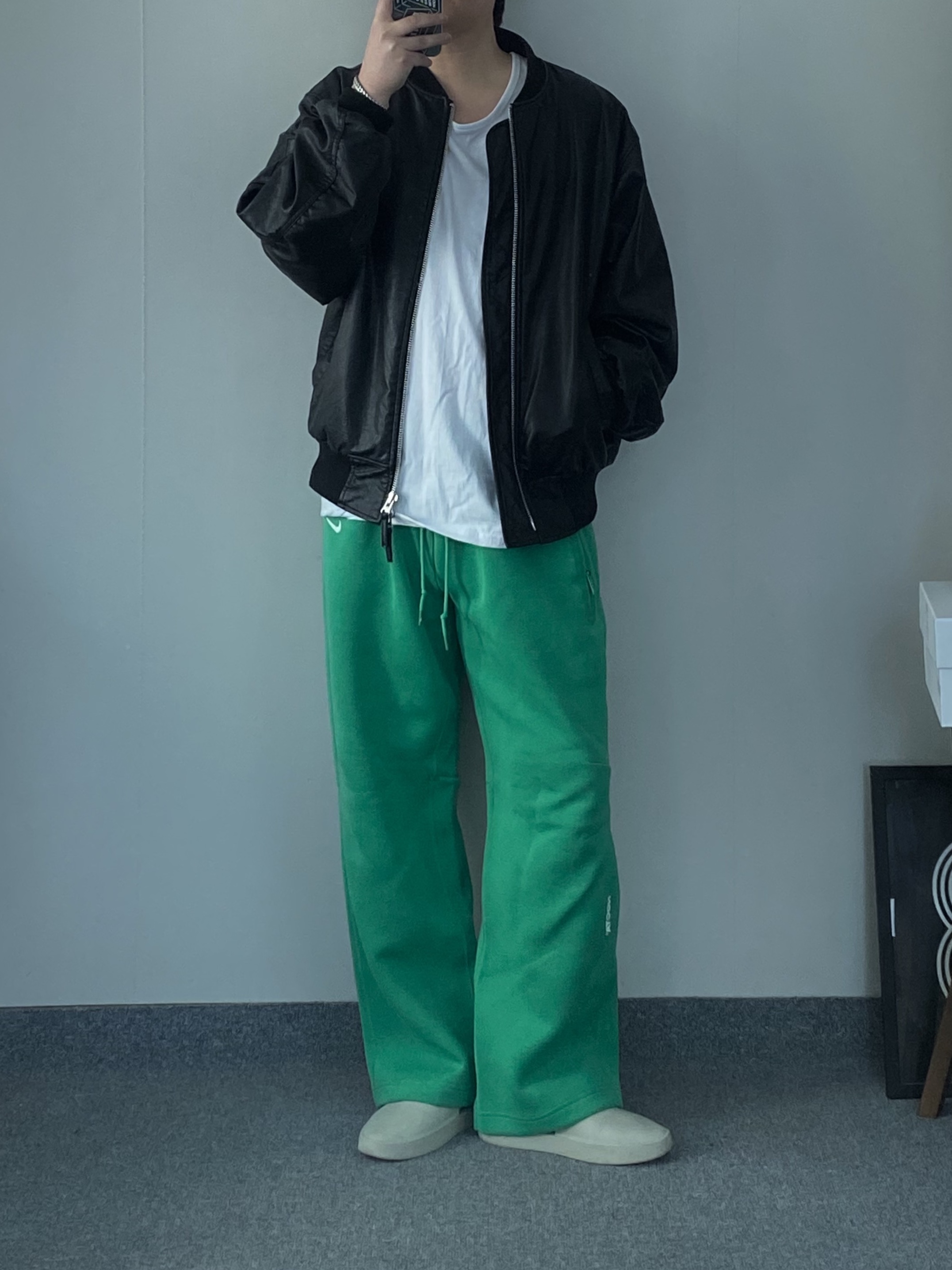 엘니드🧤 (@l.need) 님의 게시물 | KREAM