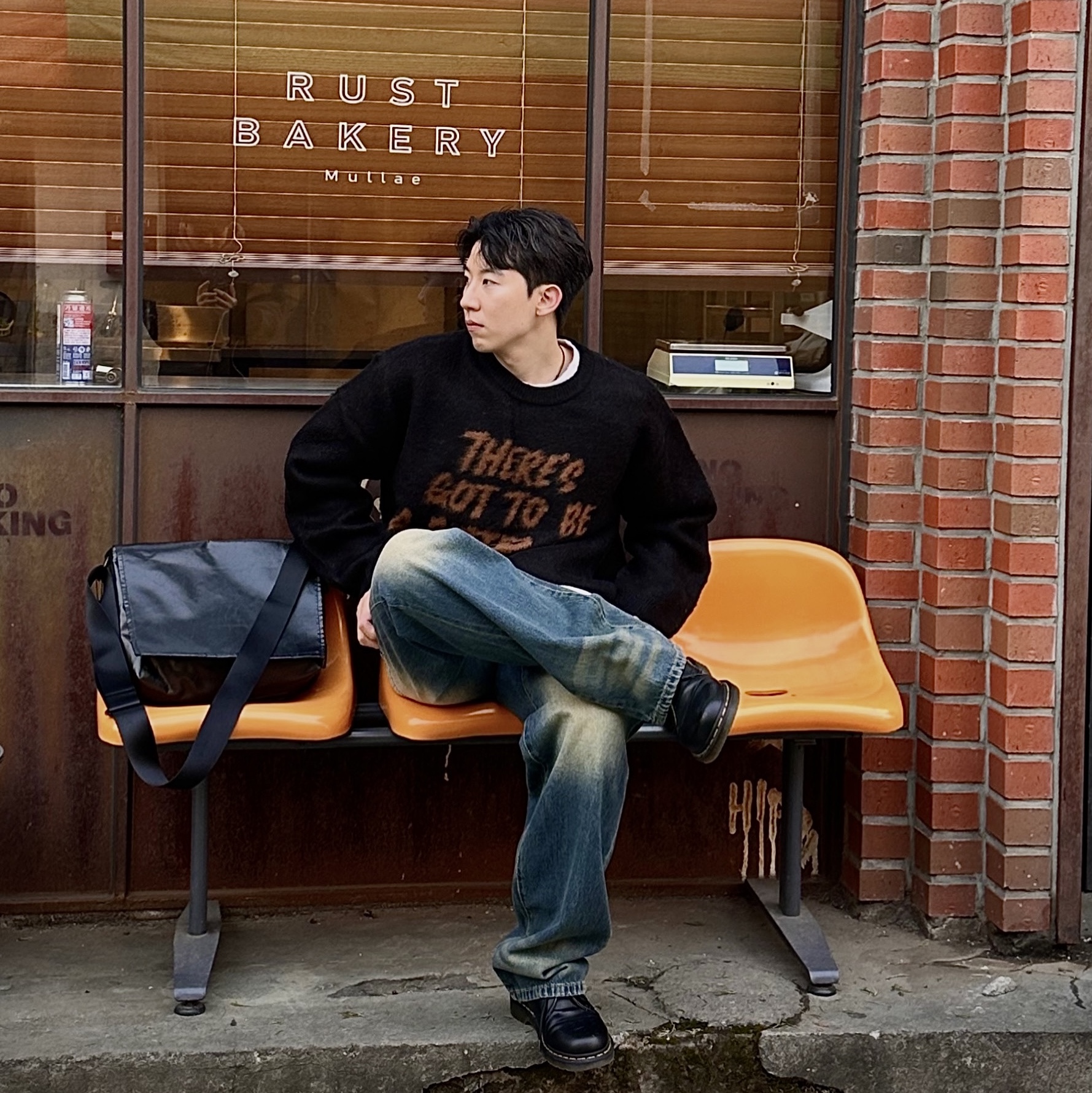 김지훈 (@jhunie_s) 님의 게시물 | KREAM