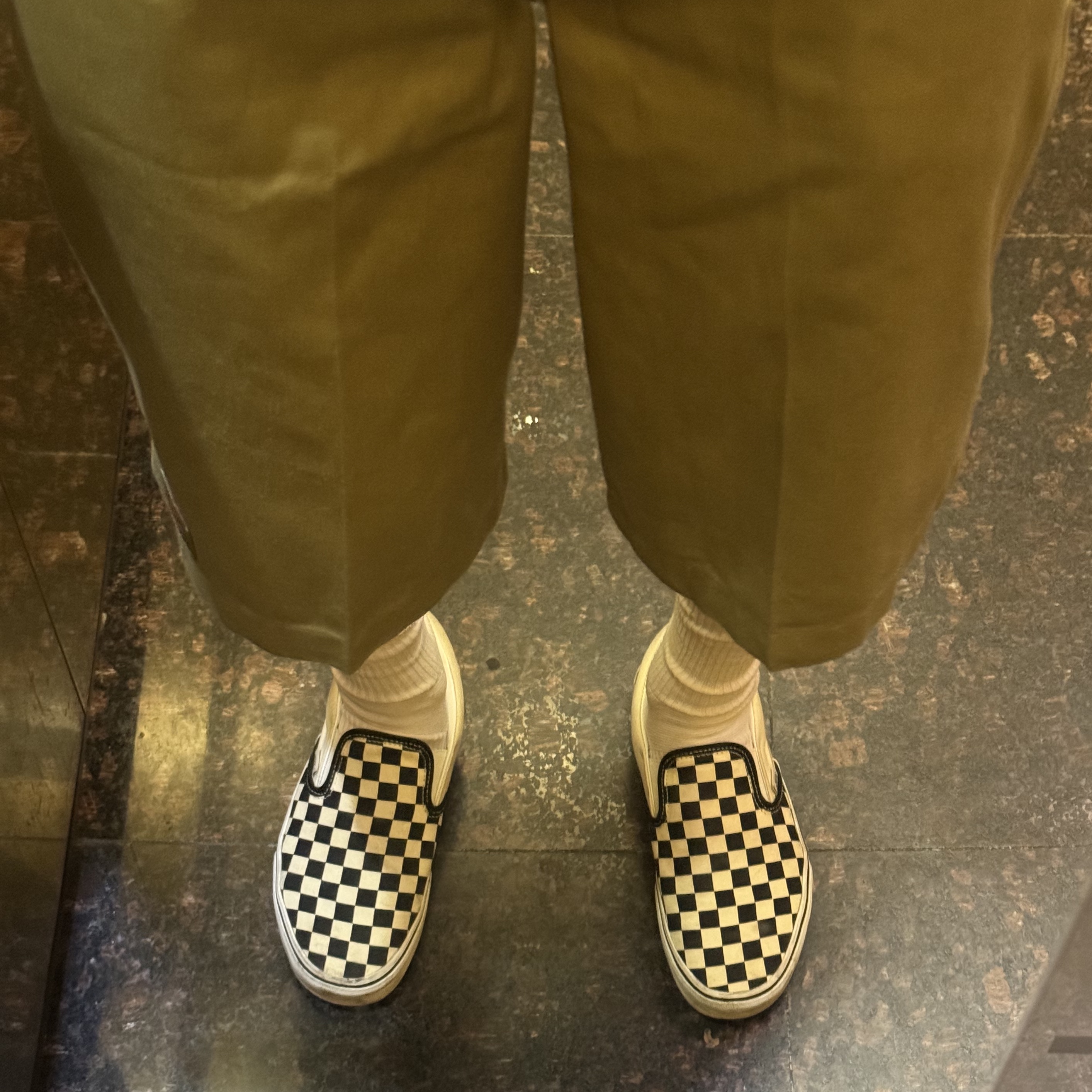 수방 (@s_ooooob) 님의 게시물 | KREAM