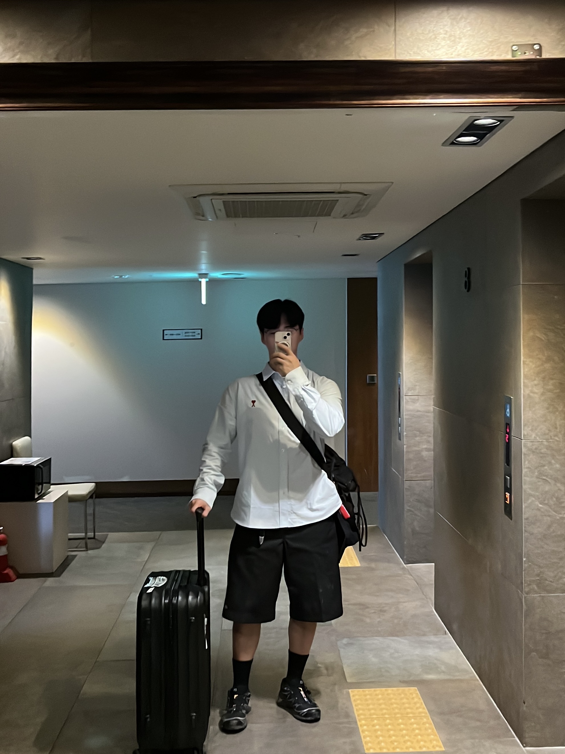 ? (@jhkk__) 님의 게시물 | KREAM