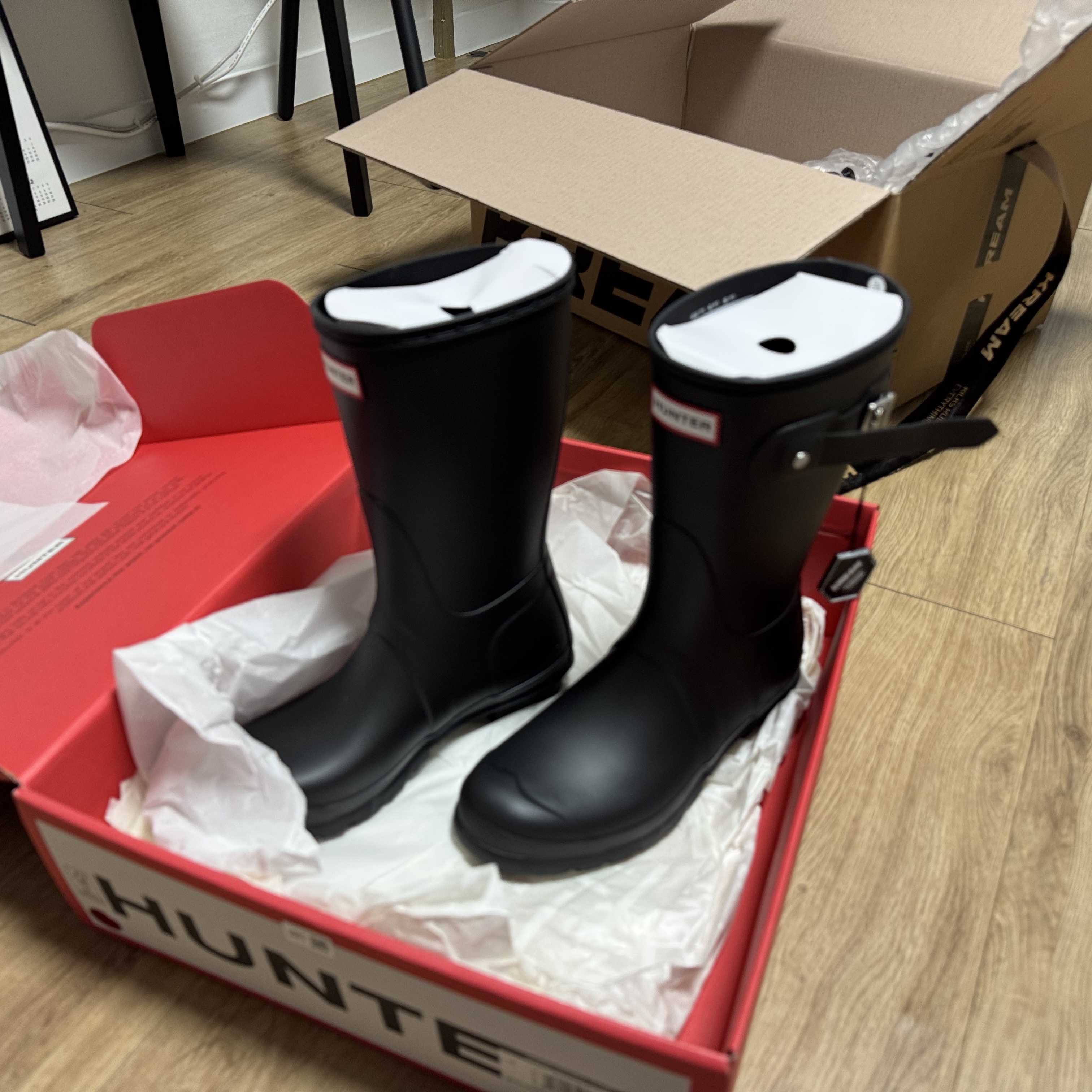 dbsl3355 (@ew1w2b) 님의 게시물 | KREAM