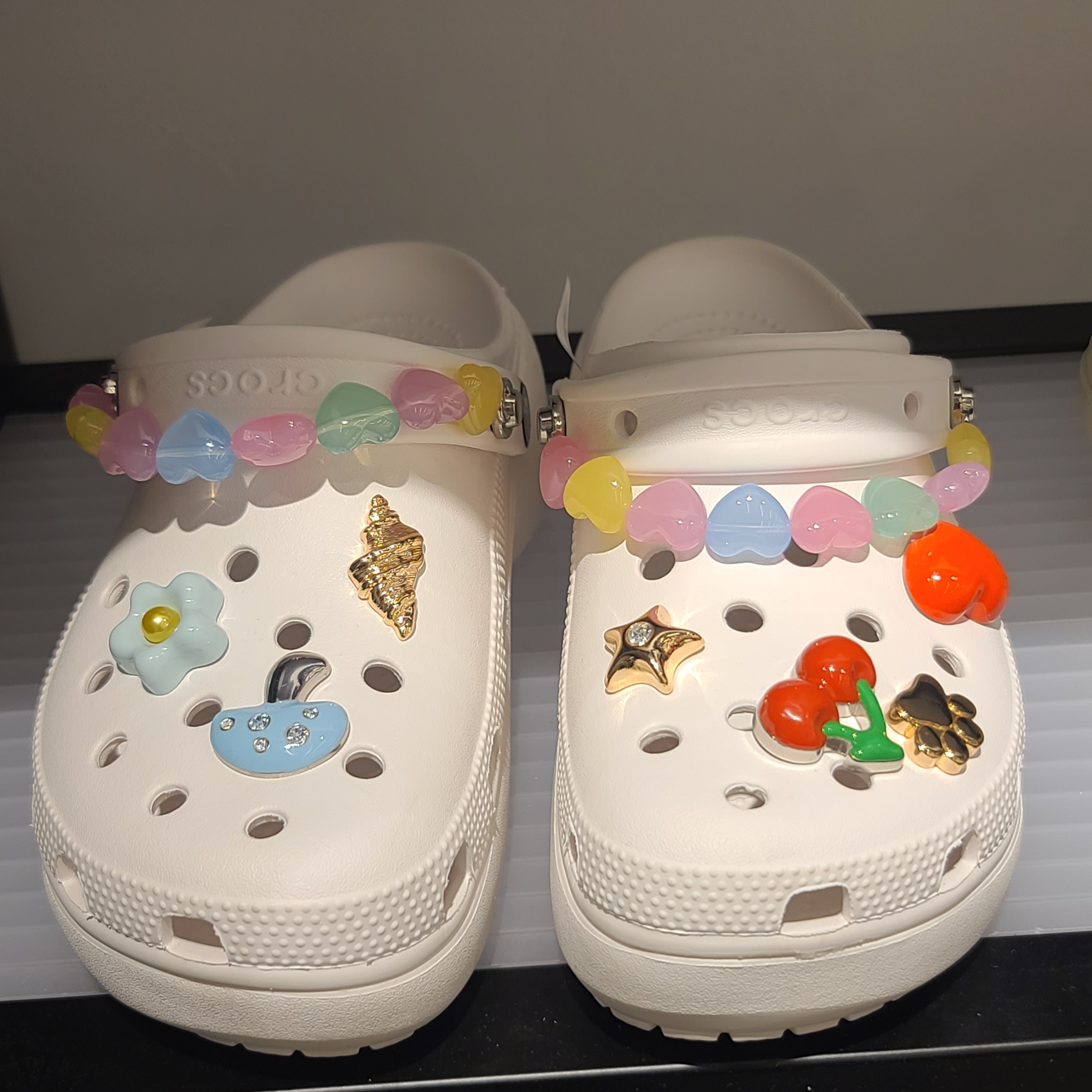 호잇 (@h7t6yvp5) 님의 게시물 | KREAM