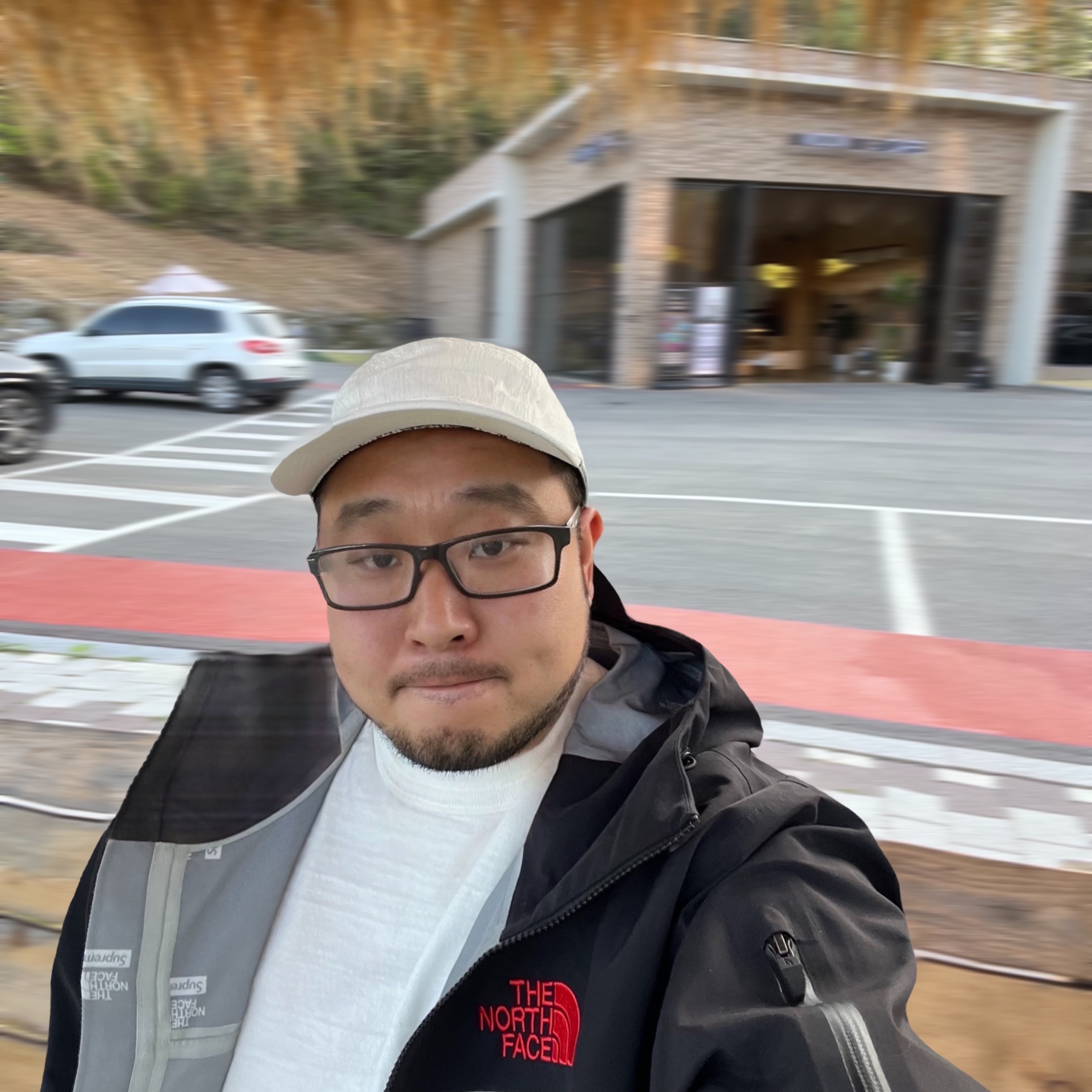 박말론 (@malone_park) 님의 게시물 | KREAM