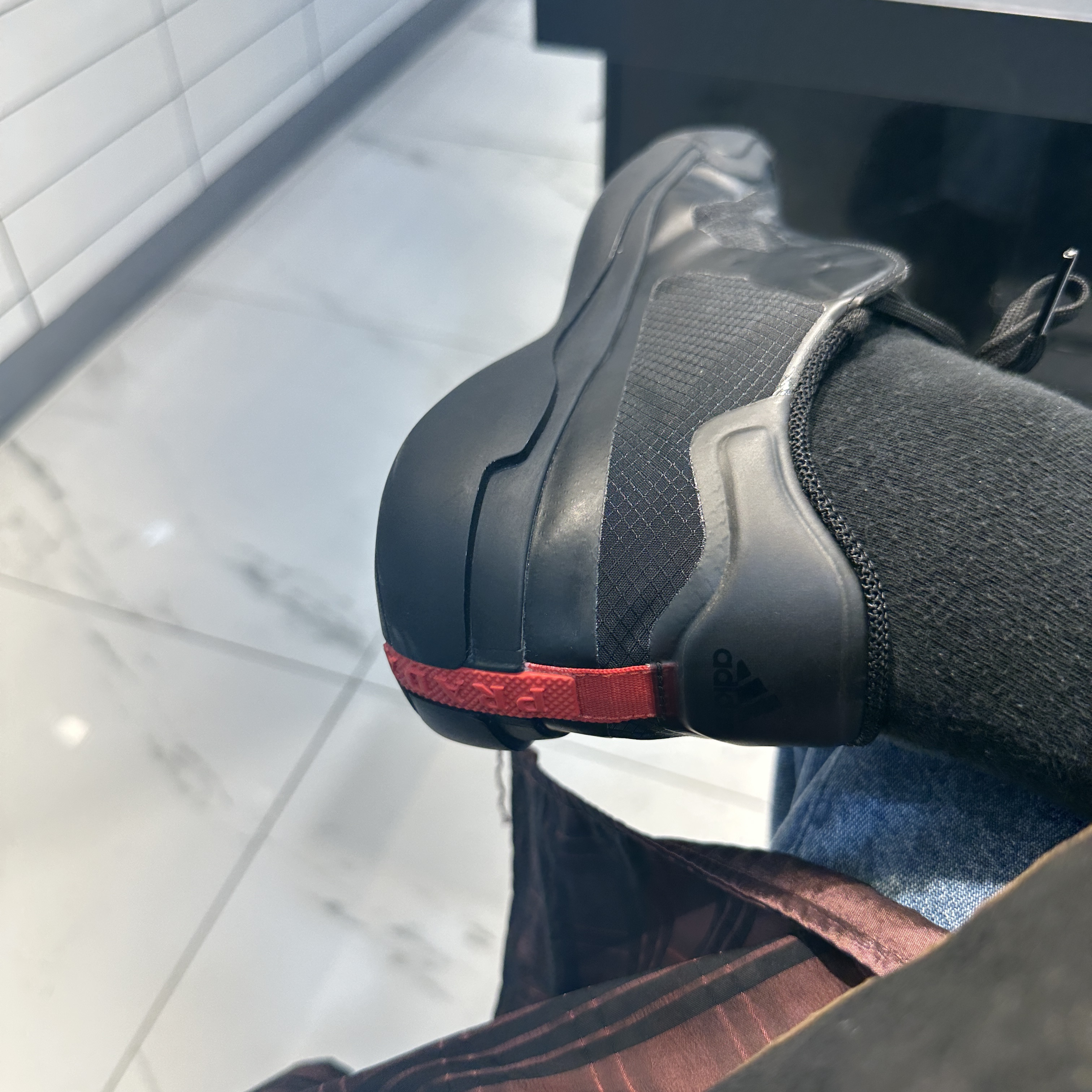 id4619 (@hz5aik) 님의 게시물 | KREAM