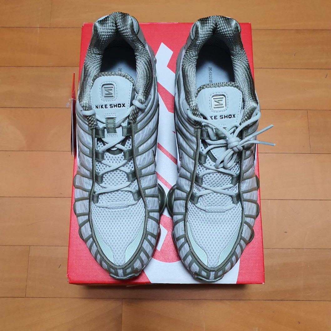 lg1664h (@fmvxbjmd) 님의 게시물 | KREAM