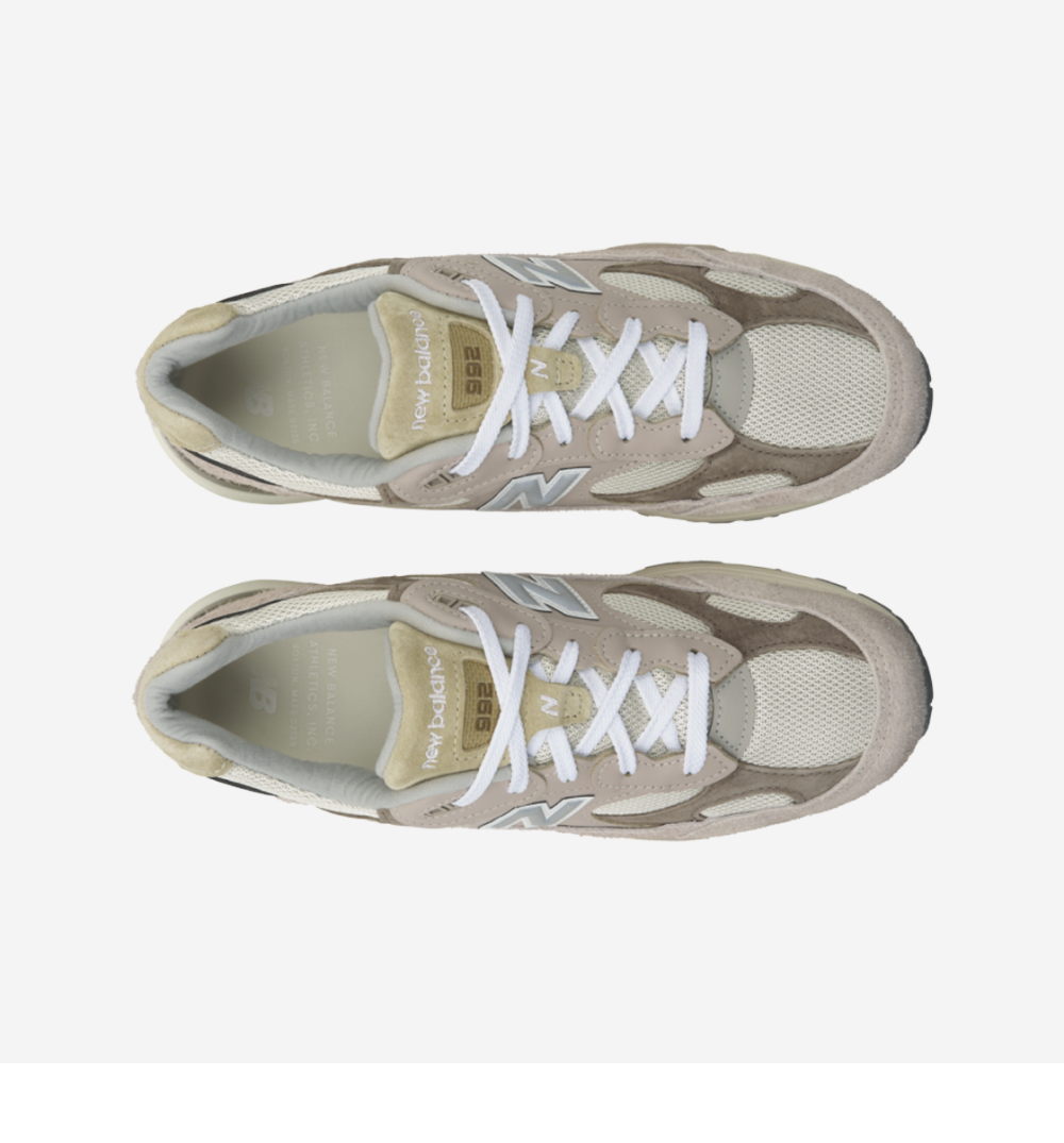 뉴발란스 992 메이드 인 USA 문락 머쉬룸 | New Balance | KREAM