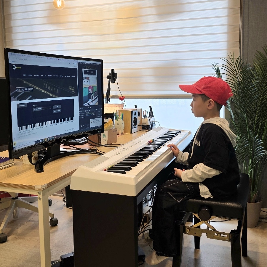 또또 (@ttotto) 님의 게시물 | KREAM