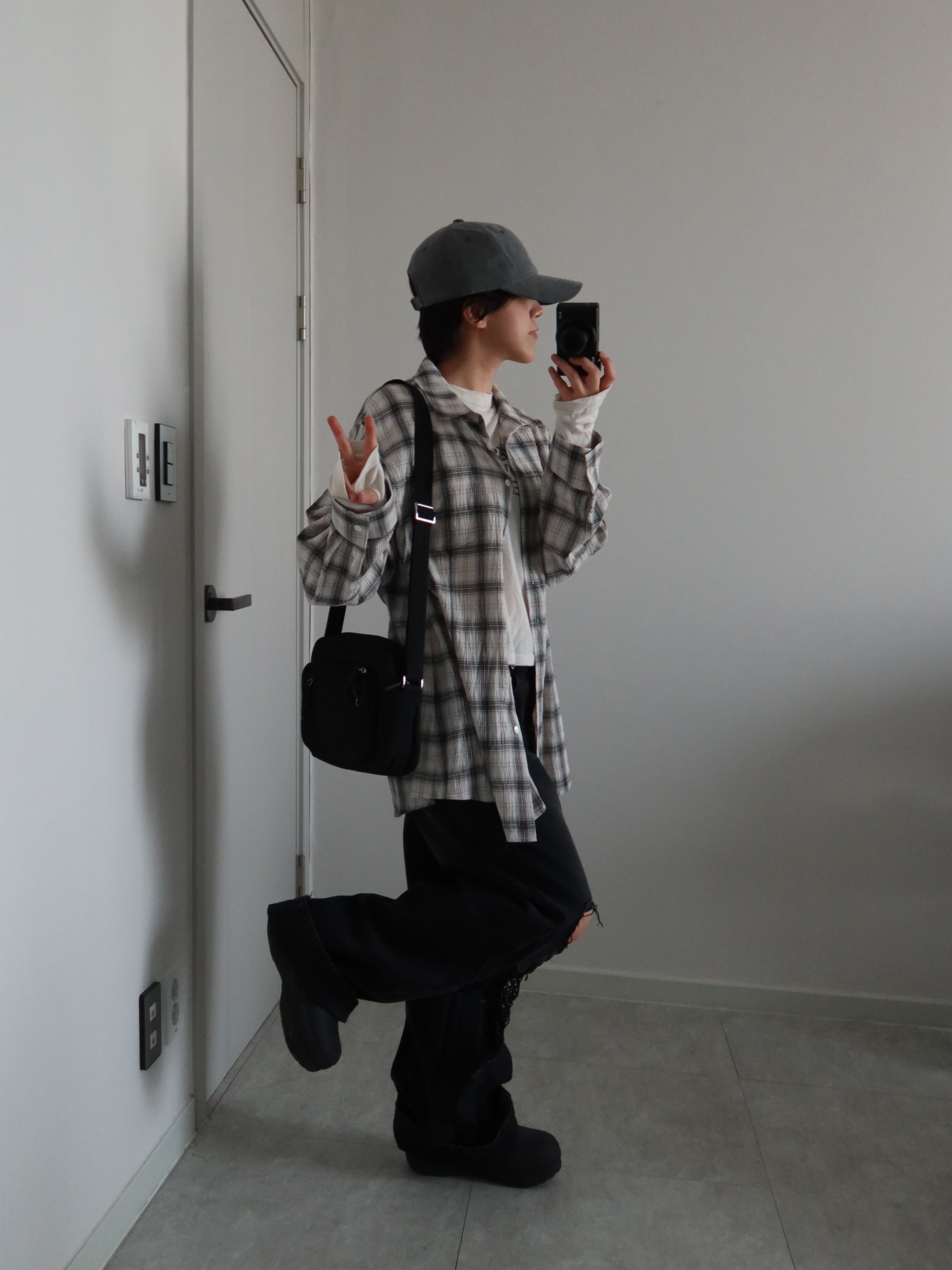 무림 (@mu._.1im) 님의 게시물 | KREAM